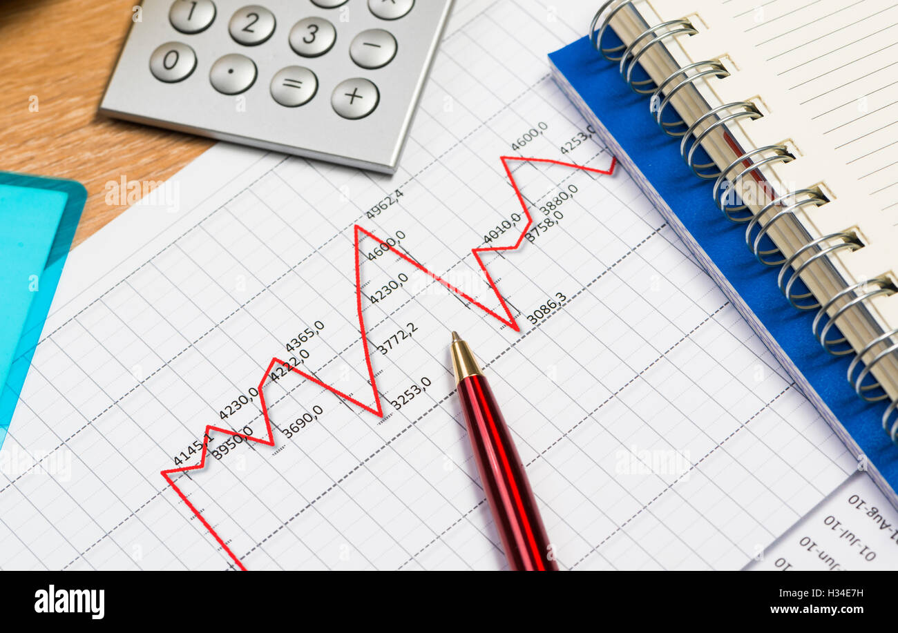 pen and graph growth, workplace businessman Stock Photo - Alamy