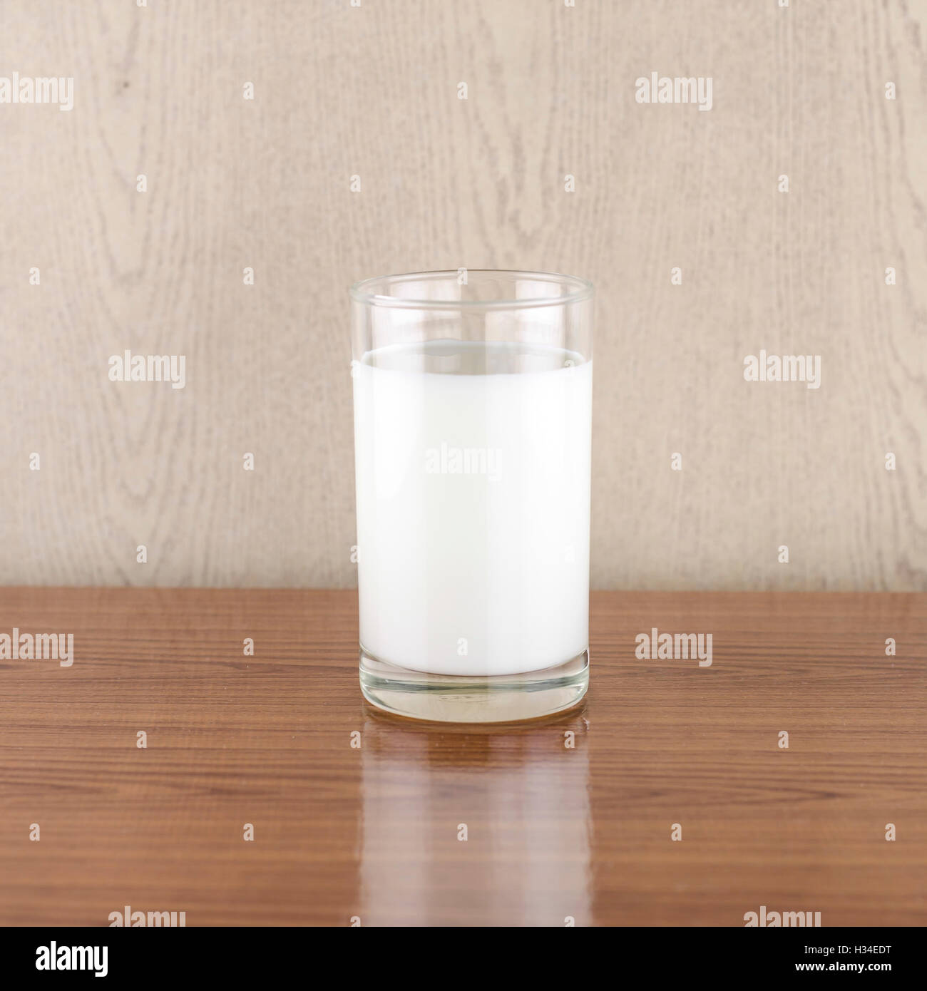 milk in a glass Stock Photo - Alamy