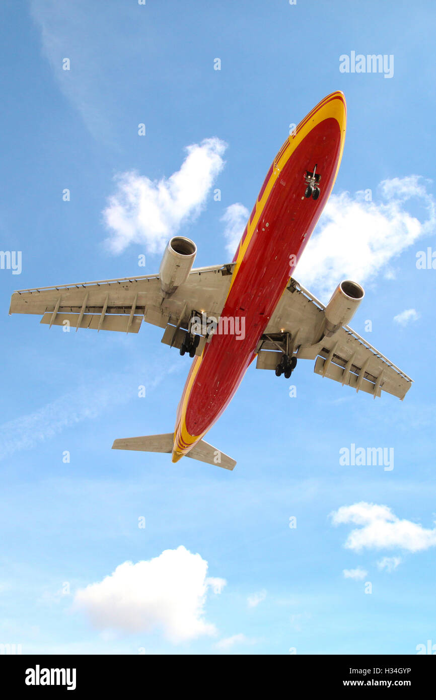 Dhl aircraft hi-res stock photography and images - Alamy