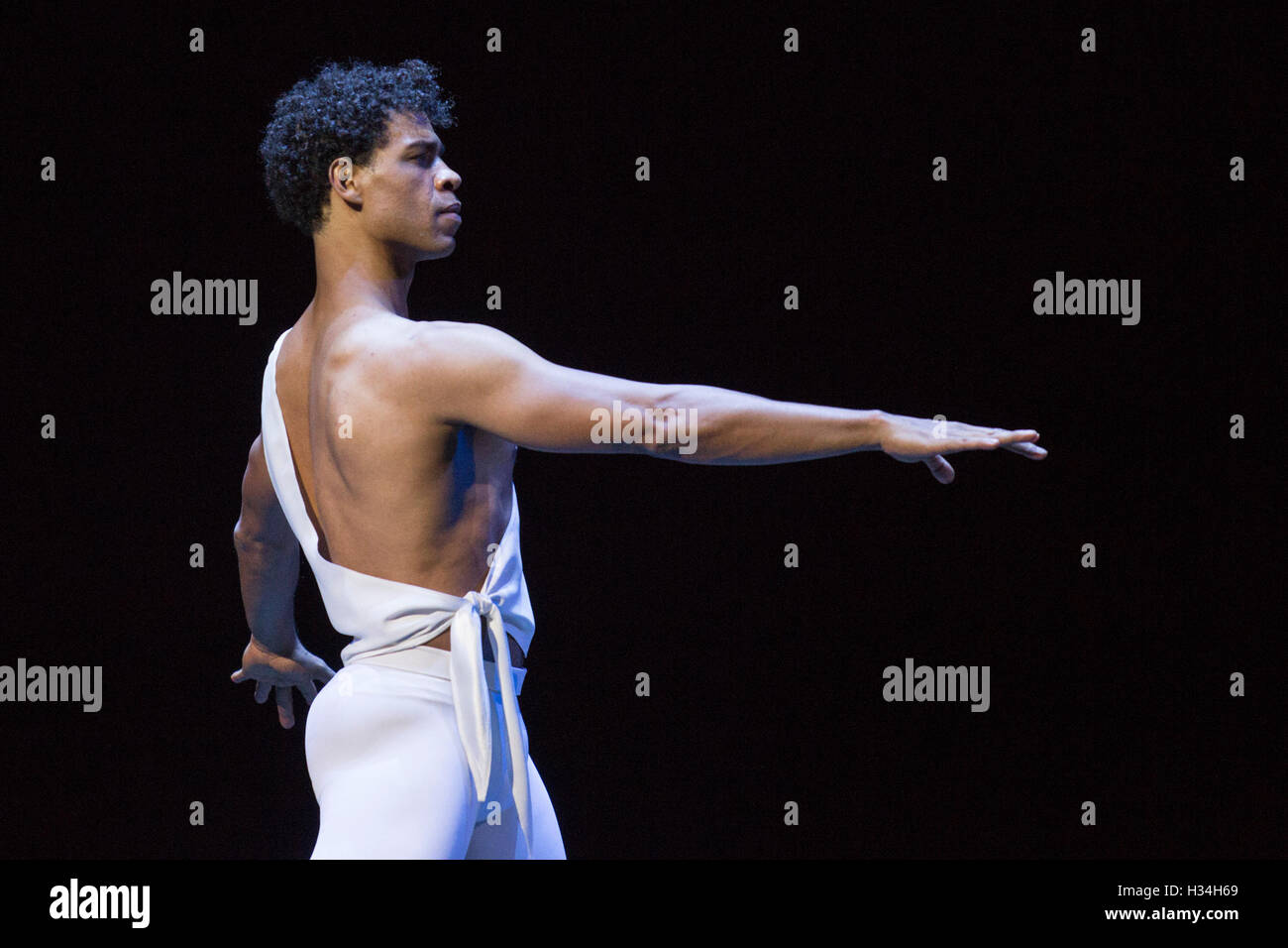 George balanchine apollo hi-res stock photography and images - Alamy