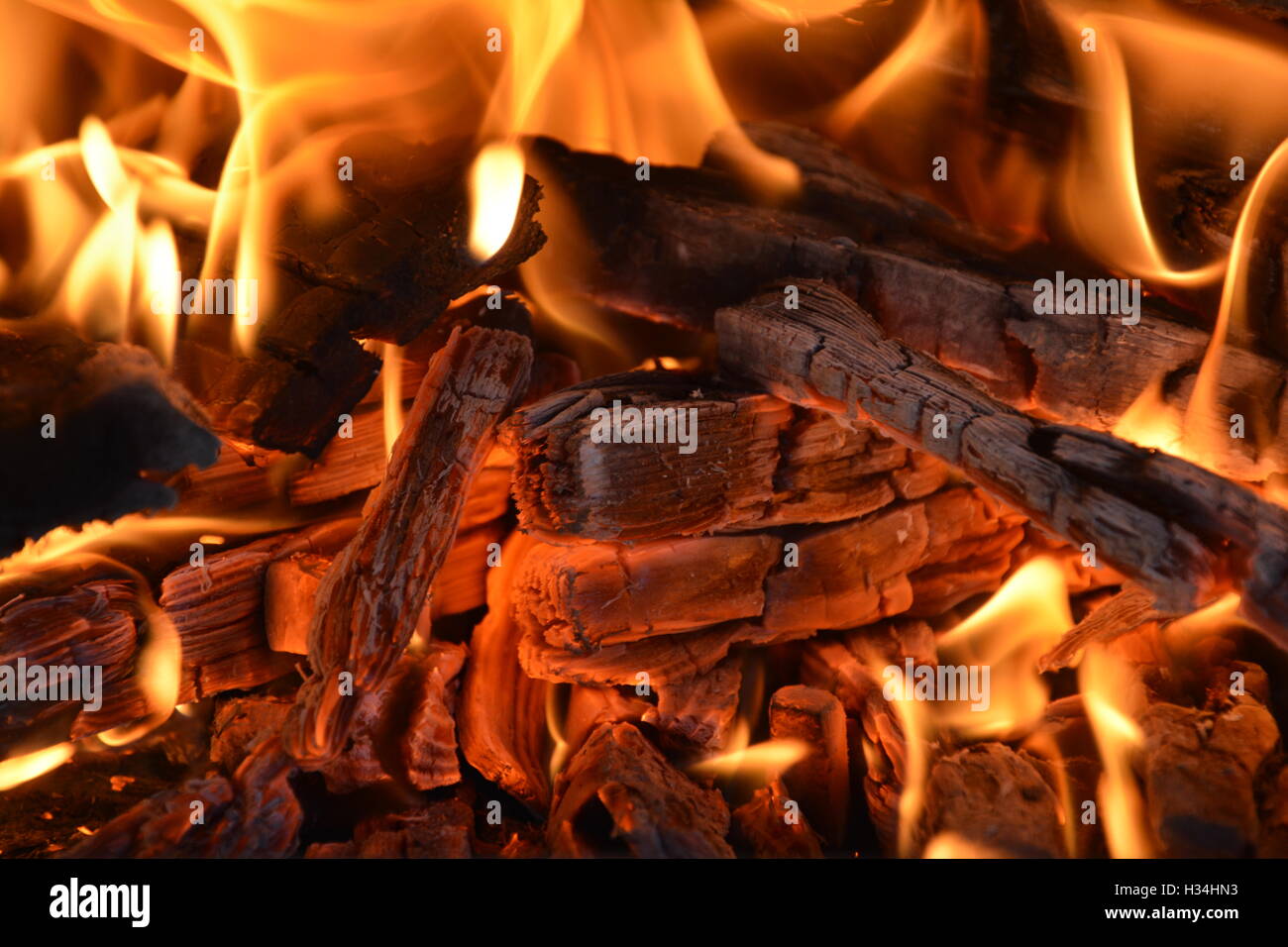 Wood barbecue hi-res stock photography and images - Alamy