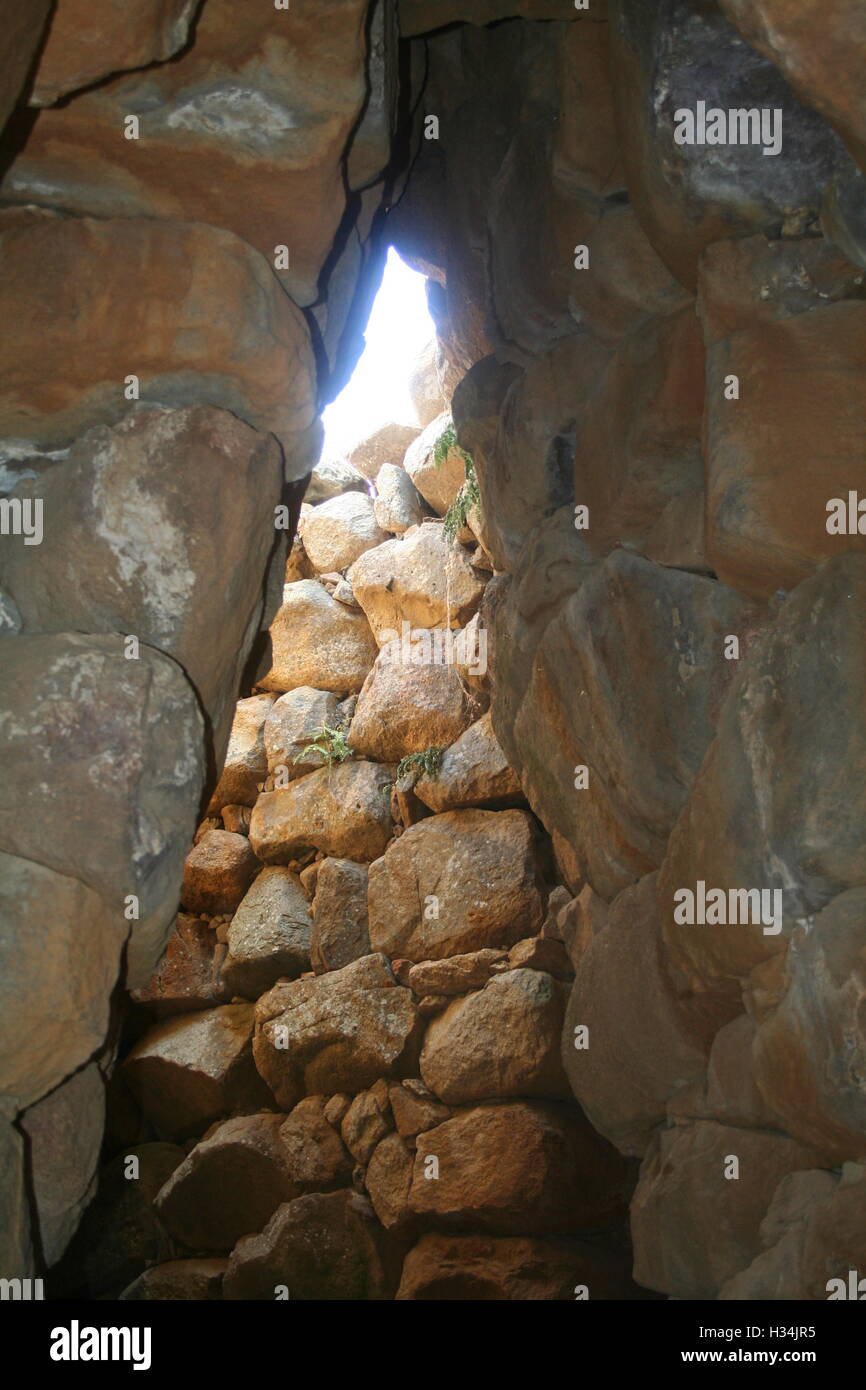 Slit window hi-res stock photography and images - Alamy