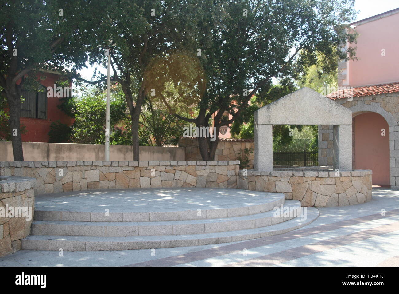 Town steps hi-res stock photography and images - Alamy