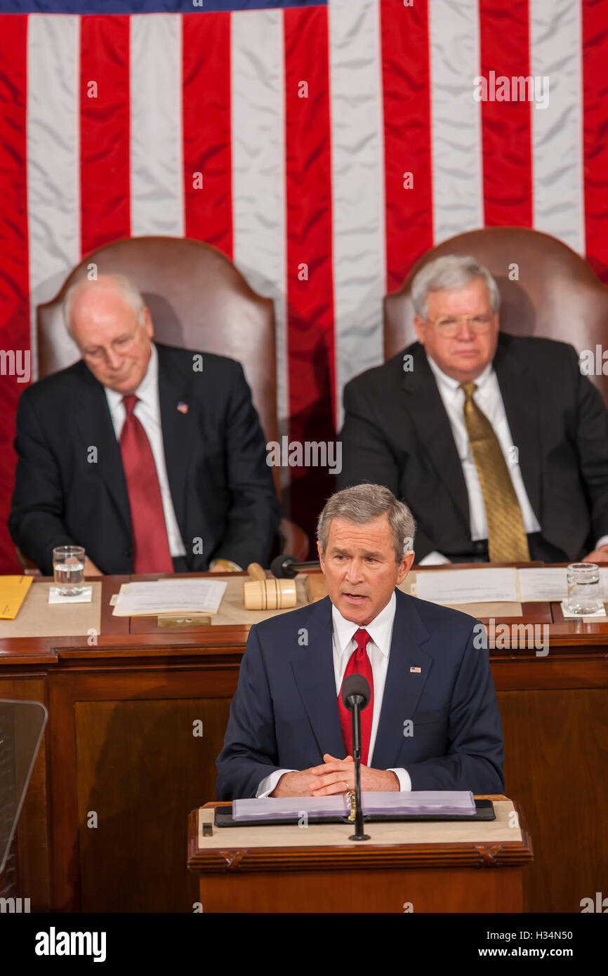 WASHINGTON, DC, USA - President George W. Bush delivering his State of ...