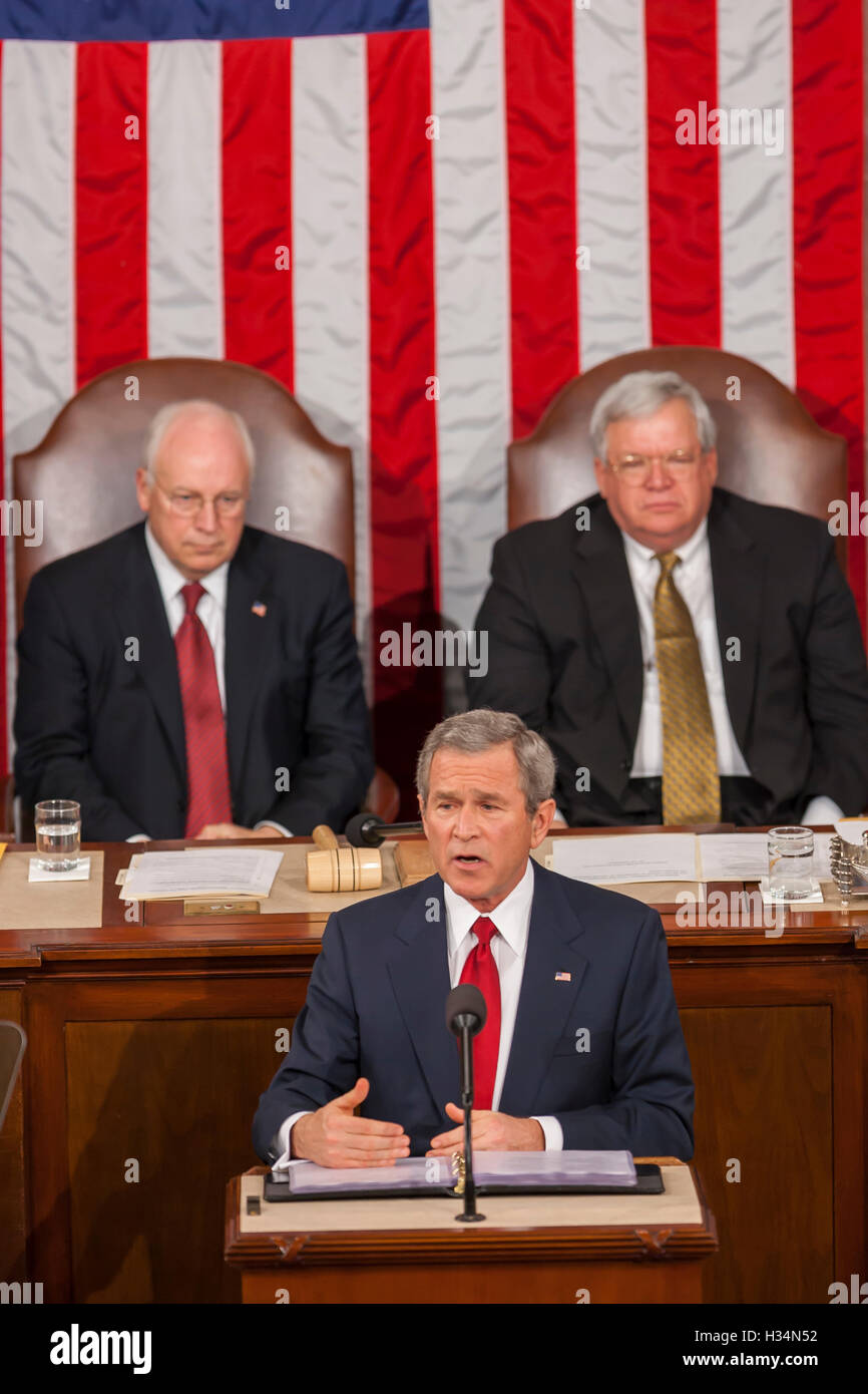 WASHINGTON, DC, USA - President George W. Bush delivering his State of ...
