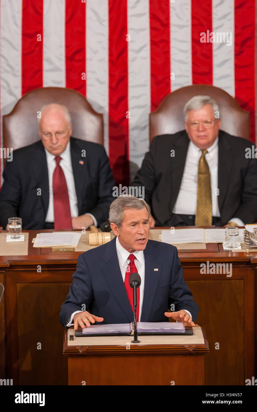 WASHINGTON, DC, USA - President George W. Bush delivering his State of ...