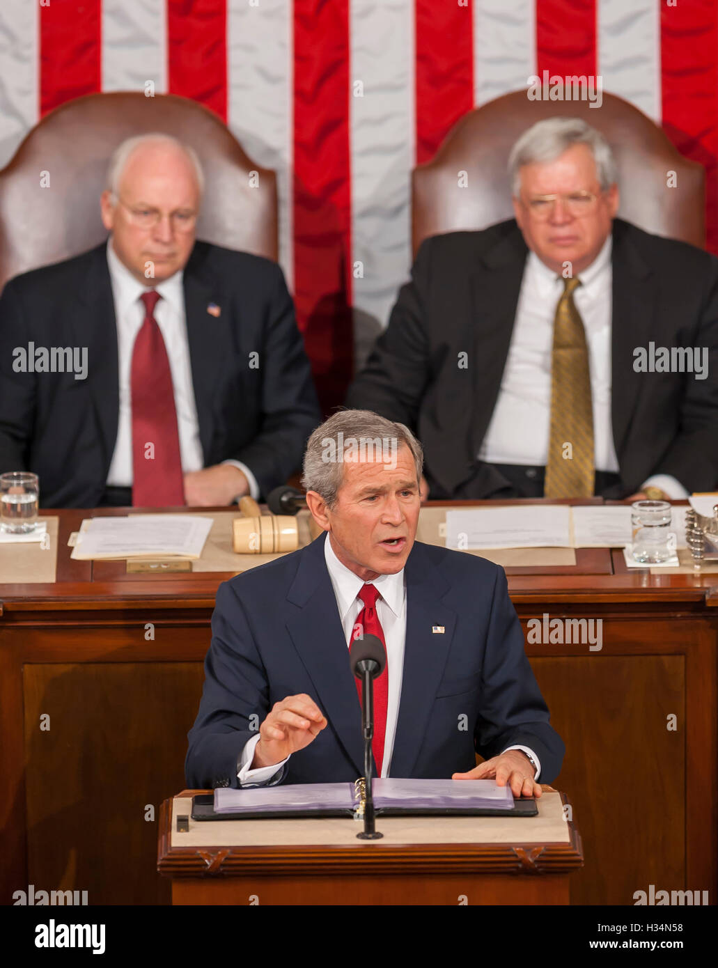 WASHINGTON, DC, USA - President George W. Bush delivering his State of ...