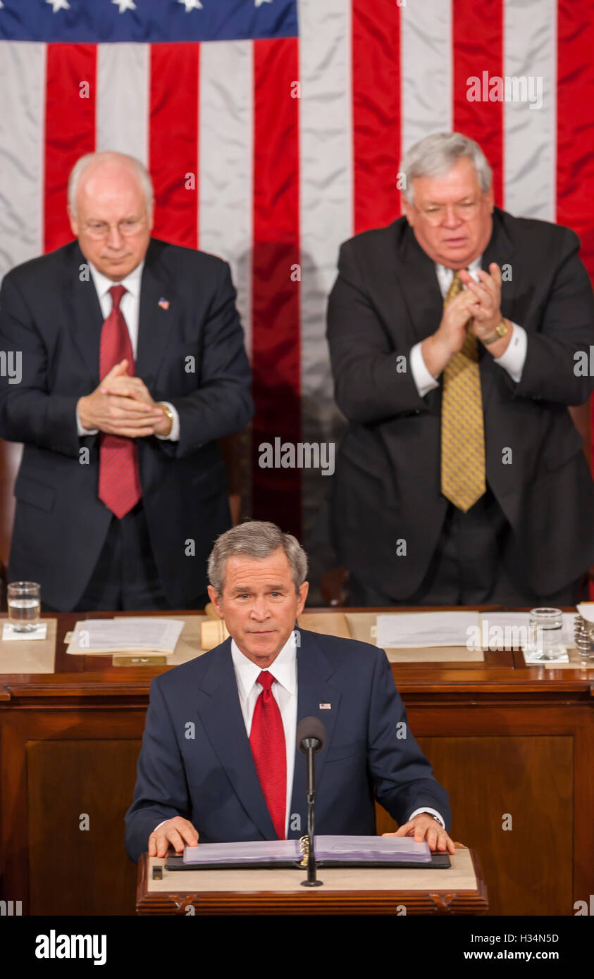 WASHINGTON, DC, USA - President George W. Bush delivering his State of ...