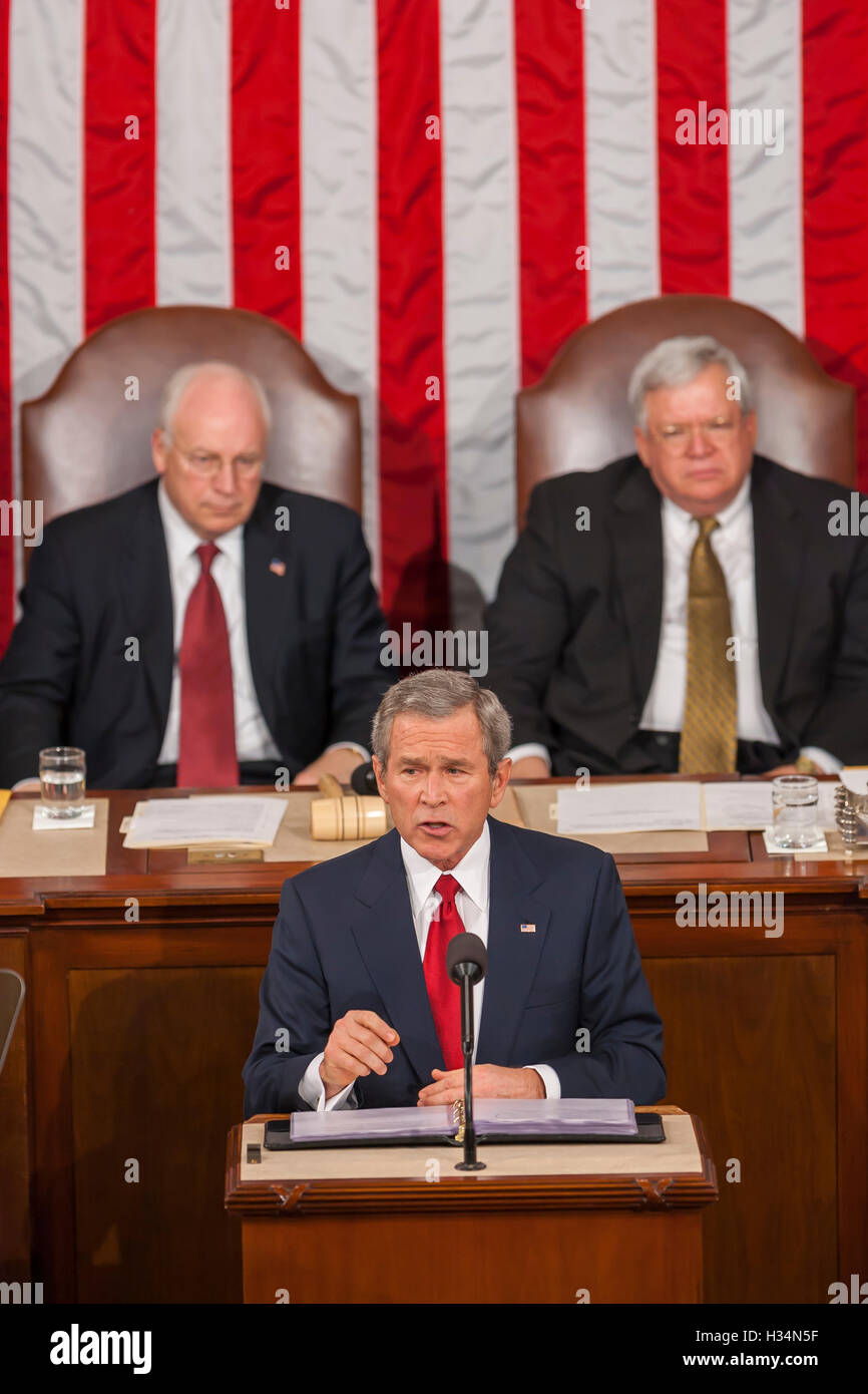 WASHINGTON, DC, USA - President George W. Bush delivering his State of ...