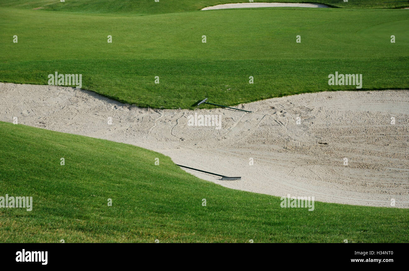 Golf bunker with hole hi-res stock photography and images - Alamy
