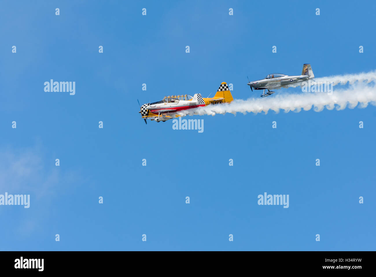 North American At 6 Texan Harvard Stock Photos & North American At 6 ...