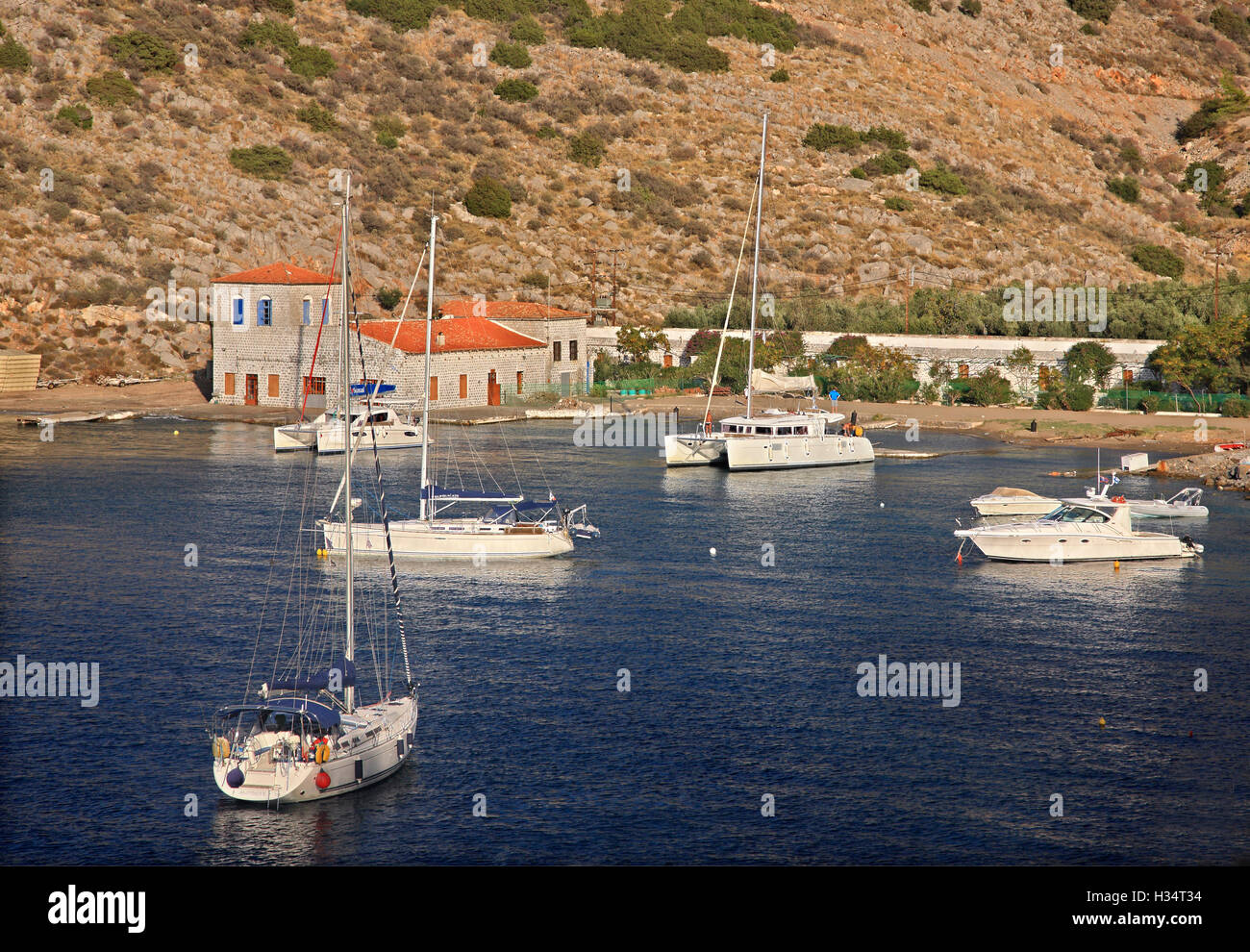 Yachts anchored at Mandraki beach, Hydra island, Attica, Greece Stock ...