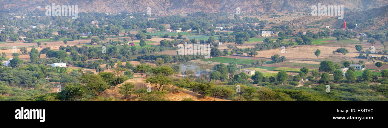 Trees and rural farm land spread out in the Pushkar Valley of India ...