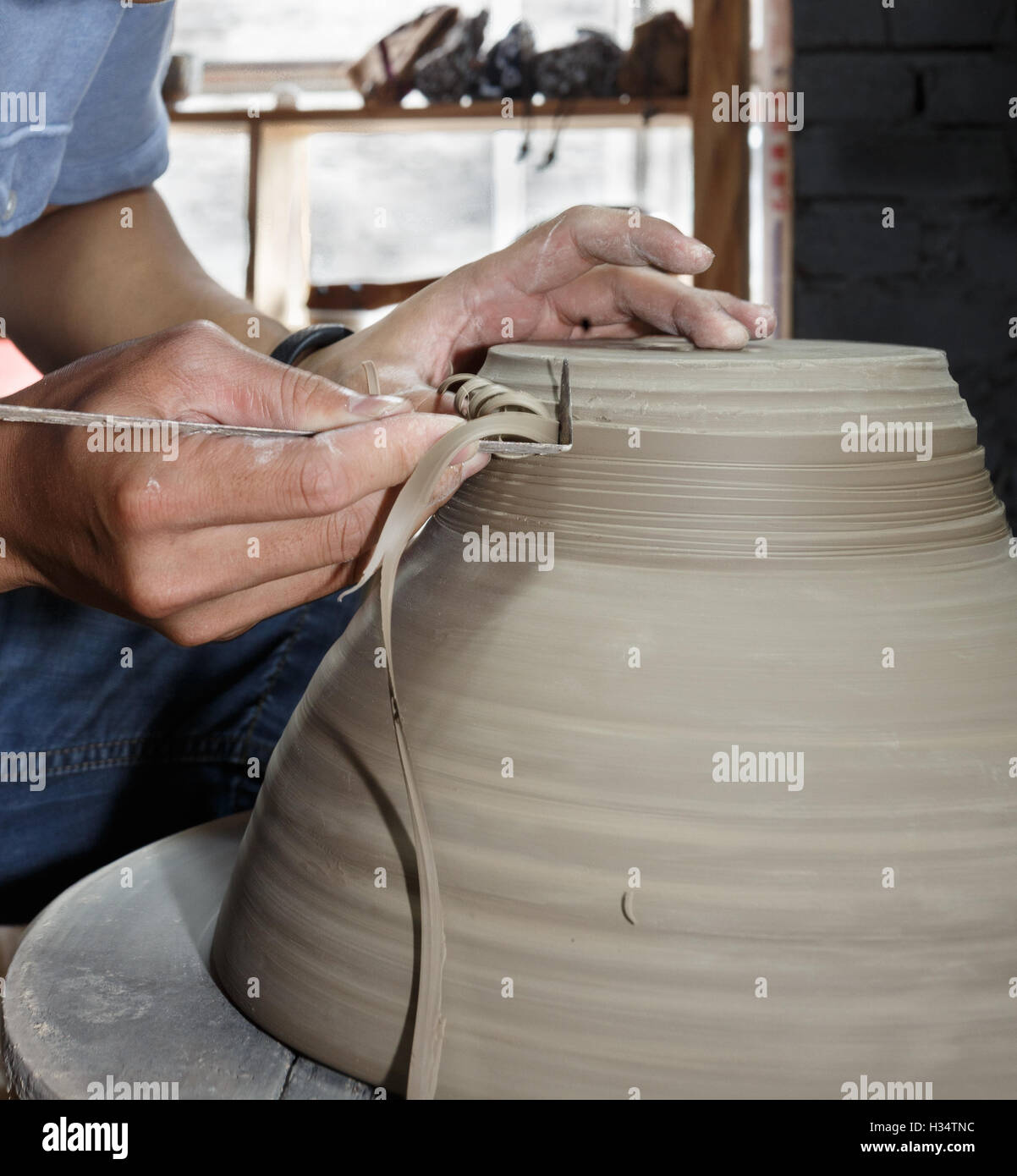 Clay crafts hi-res stock photography and images - Alamy