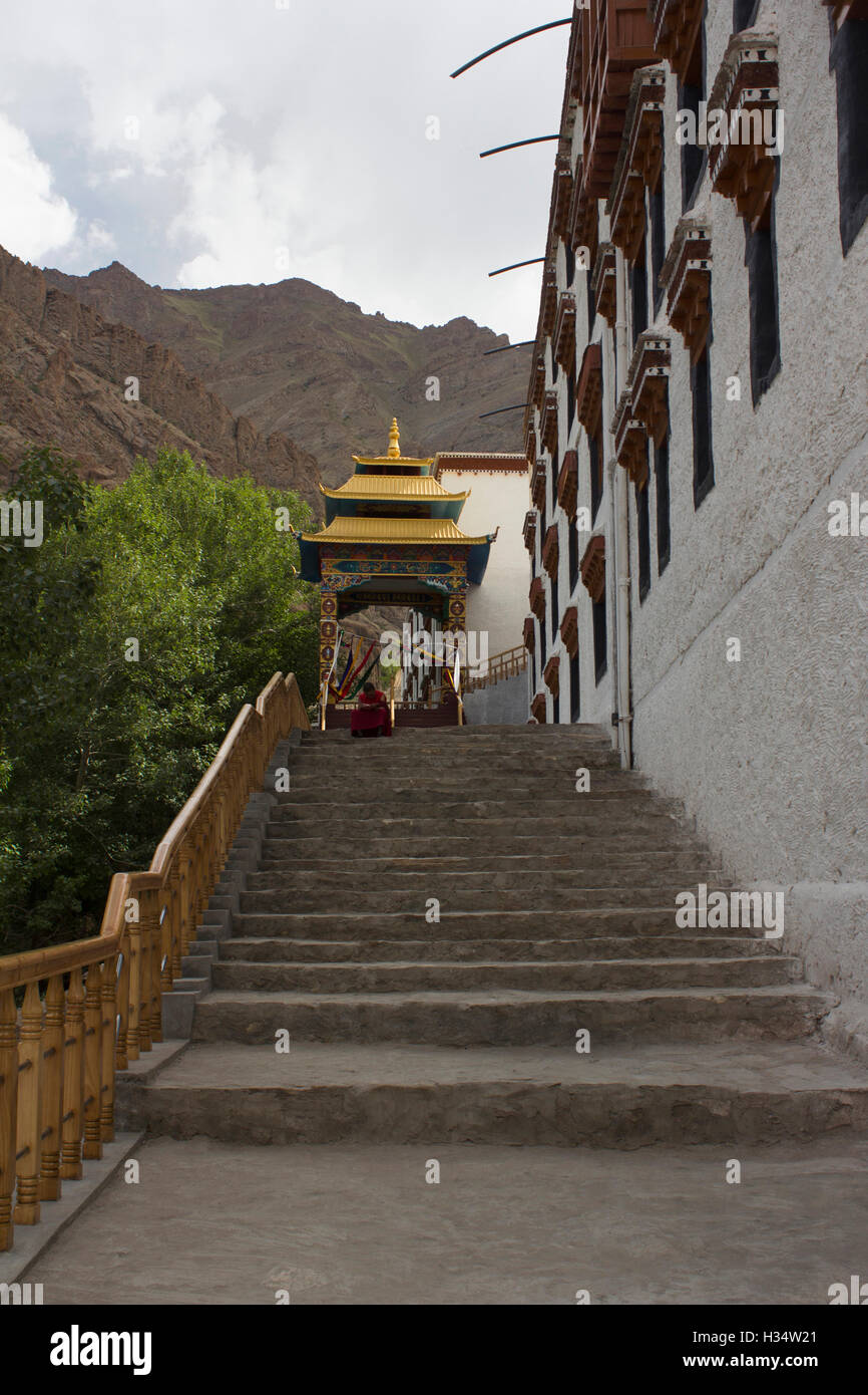 Moving Buddha High Resolution Stock Photography and Images - Alamy