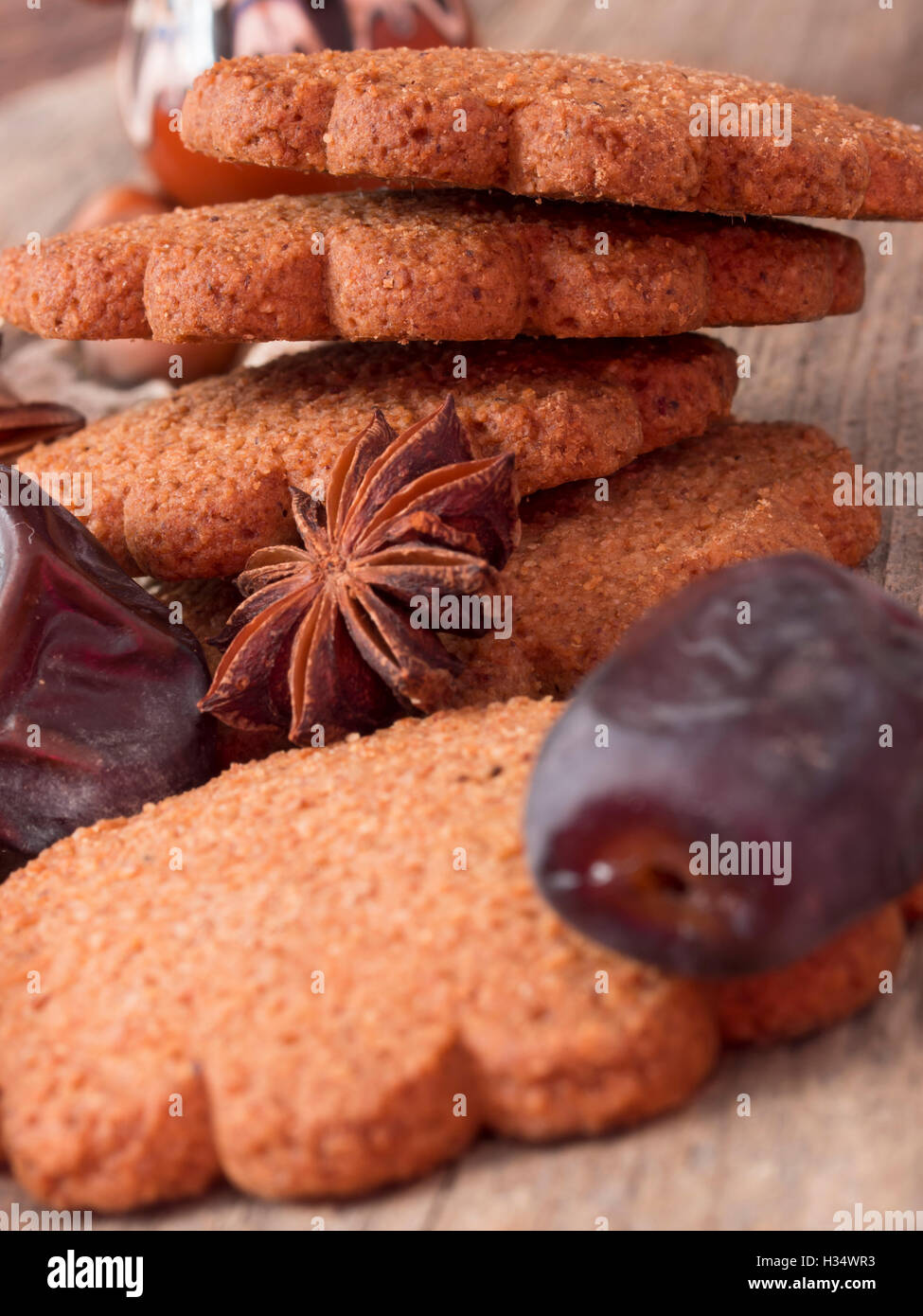 Delicious blueberry cookies mint hi-res stock photography and images ...