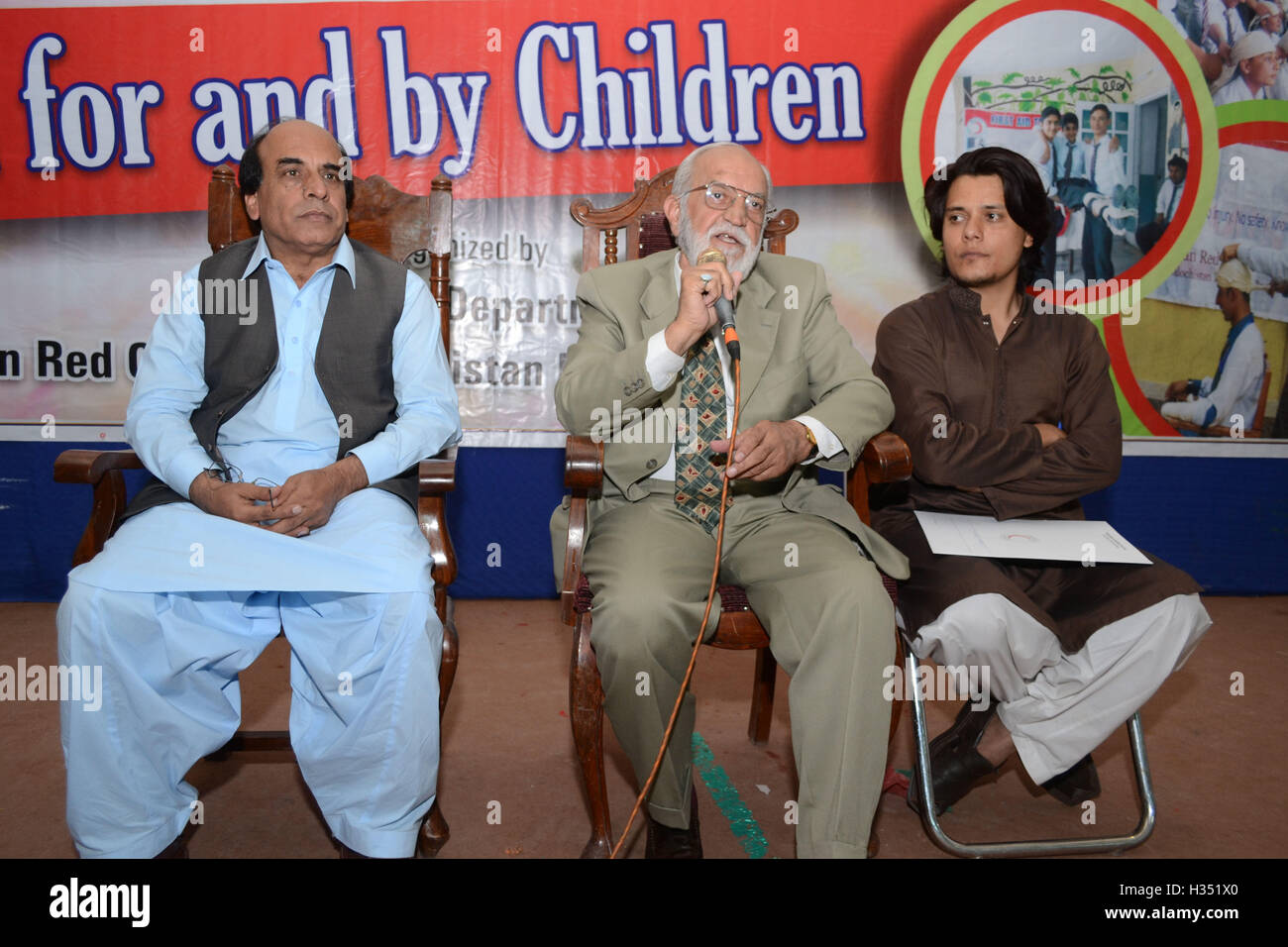 Quetta, Pakistan. 4 September 2016. Chaiman Pakistan Red Crescent ...