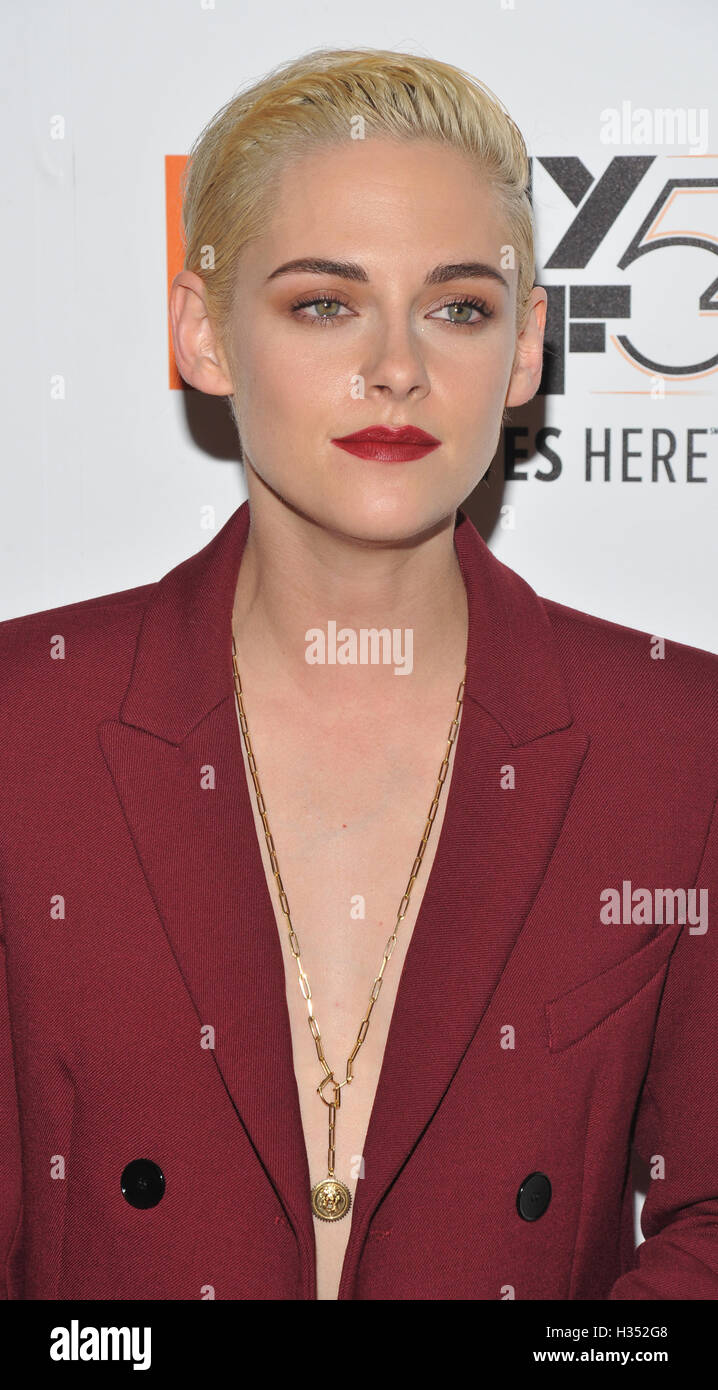 NEW YORK, NY - OCTOBER 03: Kristen Stewart attend the 'Certain Women ...