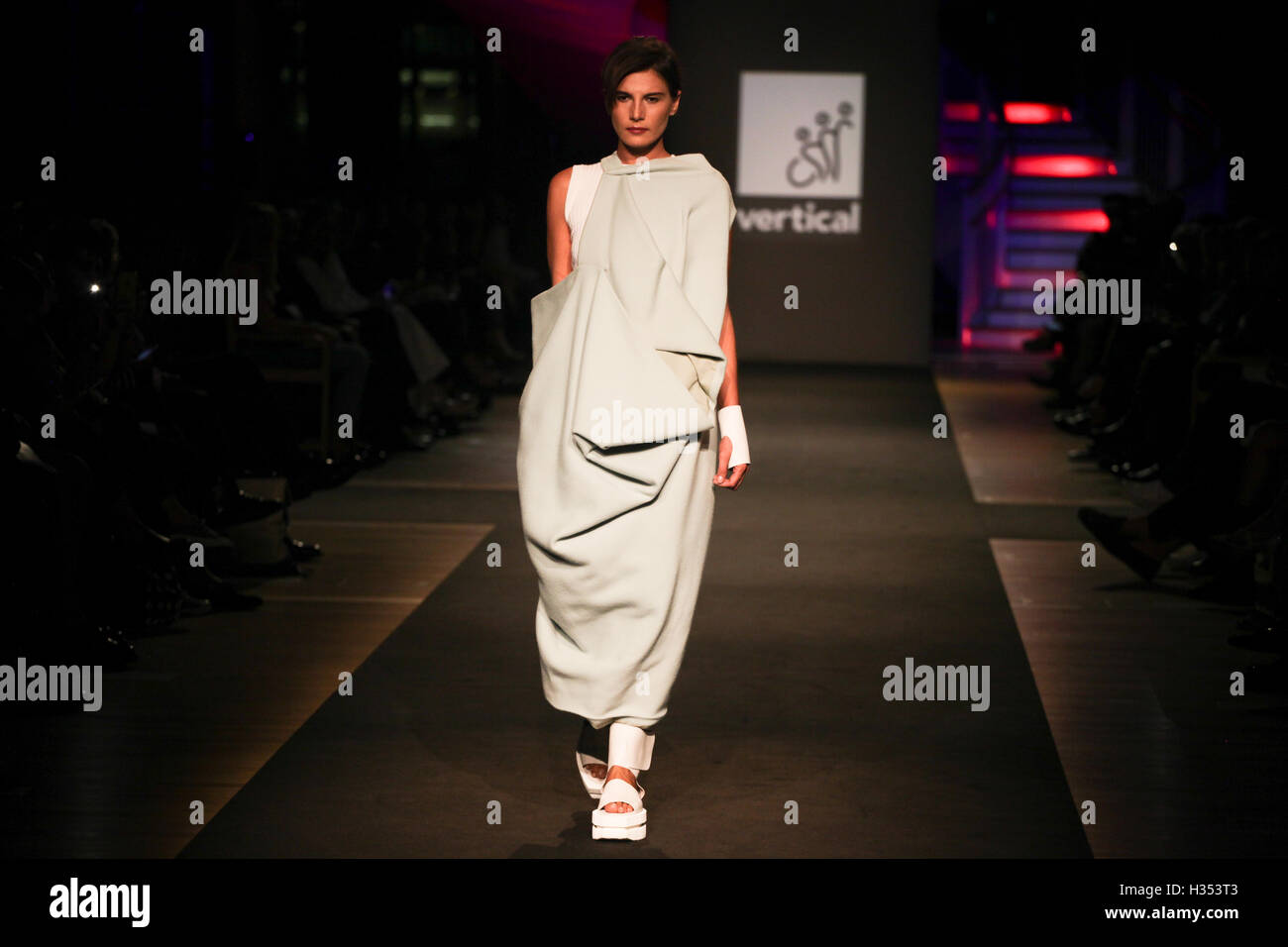 Milan, Italy. 3rd Oct, 2016. Models and disabled models in wheelchair ...