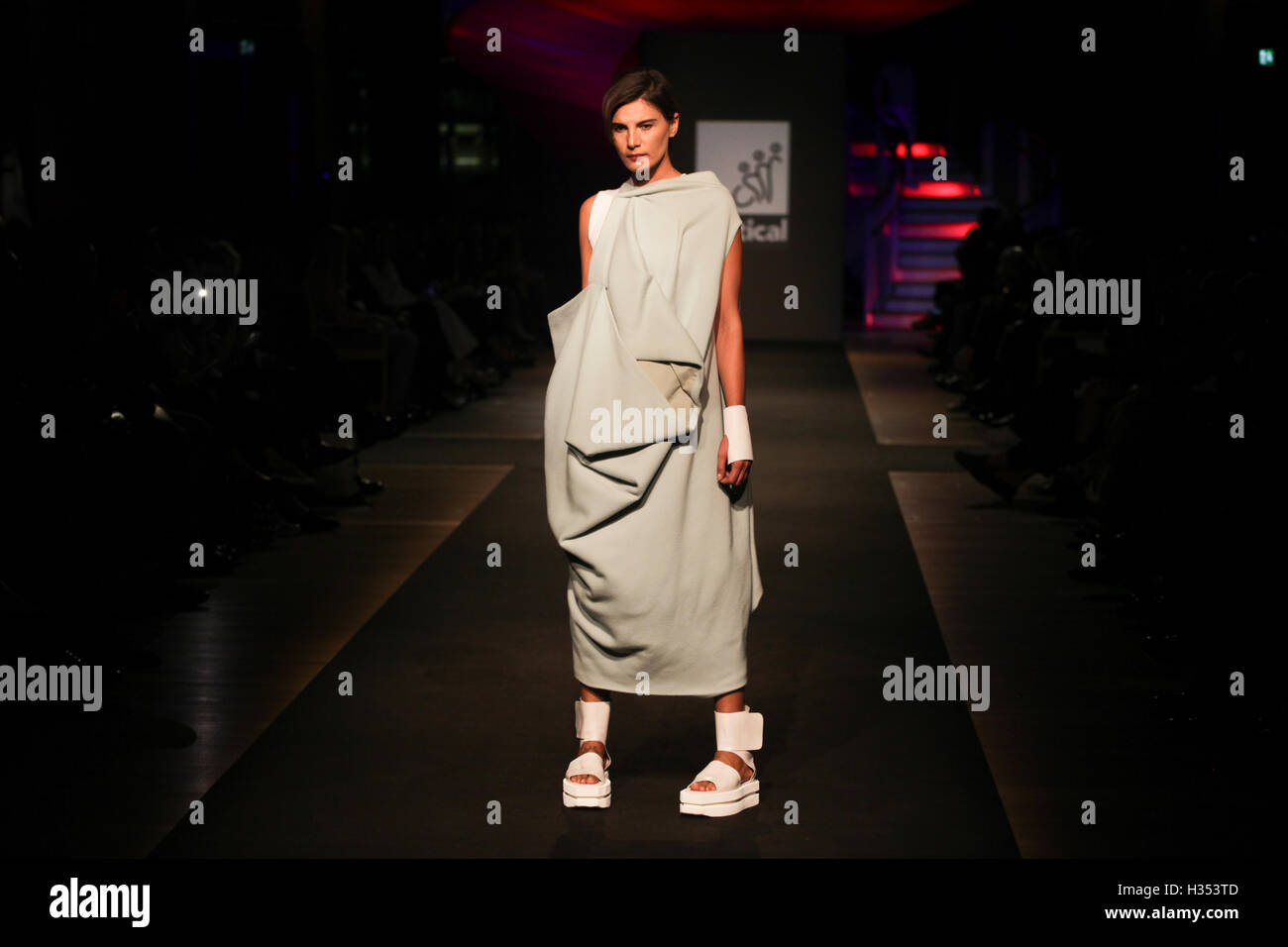 Milan, Italy. 3rd Oct, 2016. Models and disabled models in wheelchair ...