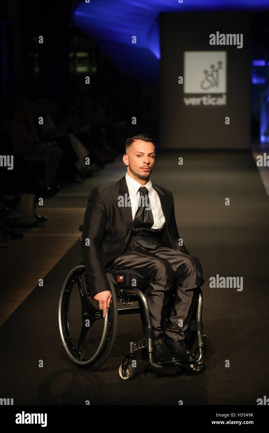 Milan, Italy. 3rd Oct, 2016. Models and disabled models in wheelchair ...