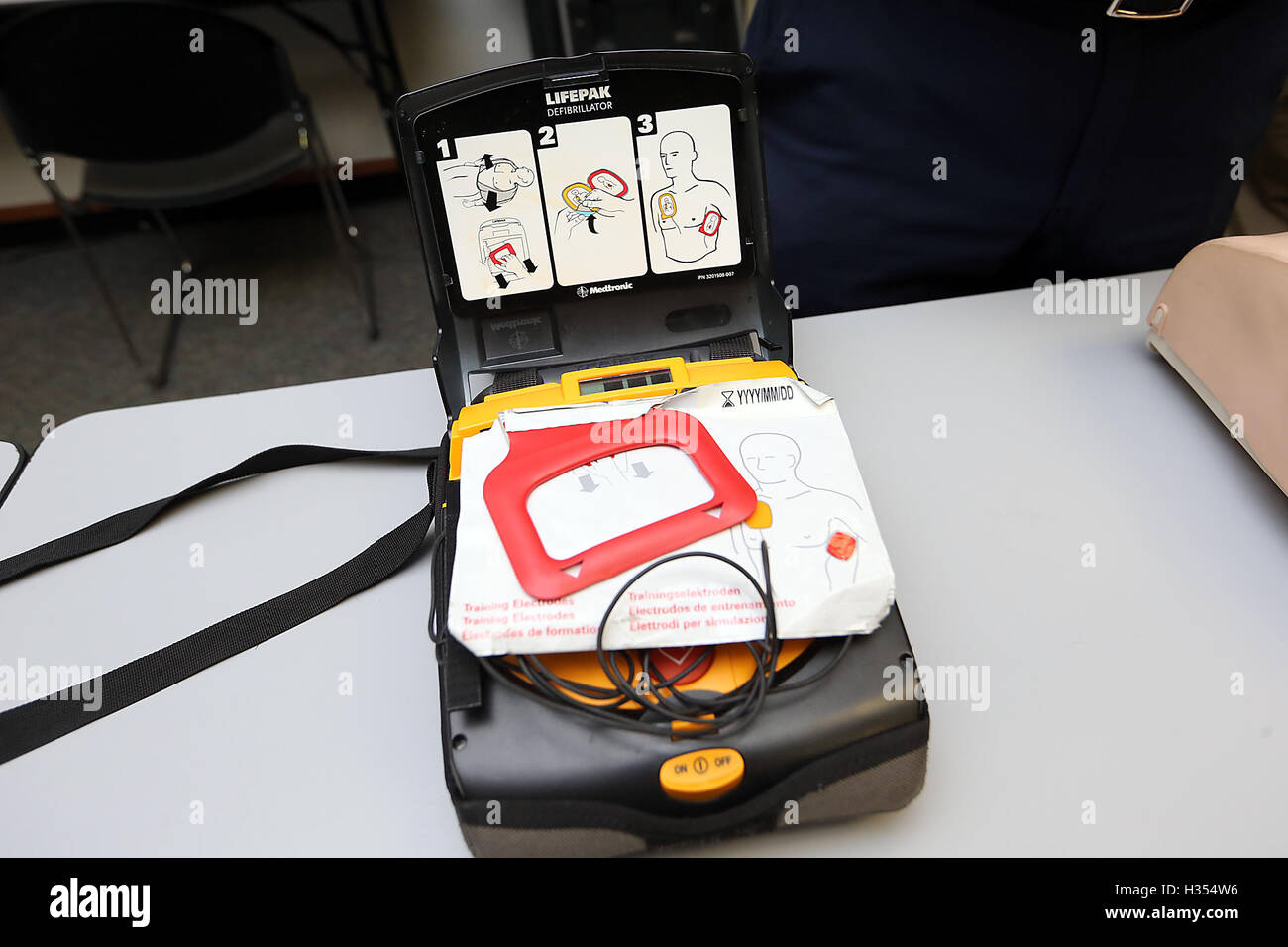 Napa, CA, USA. 27th Sep, 2016. Members of local law enforcement ...