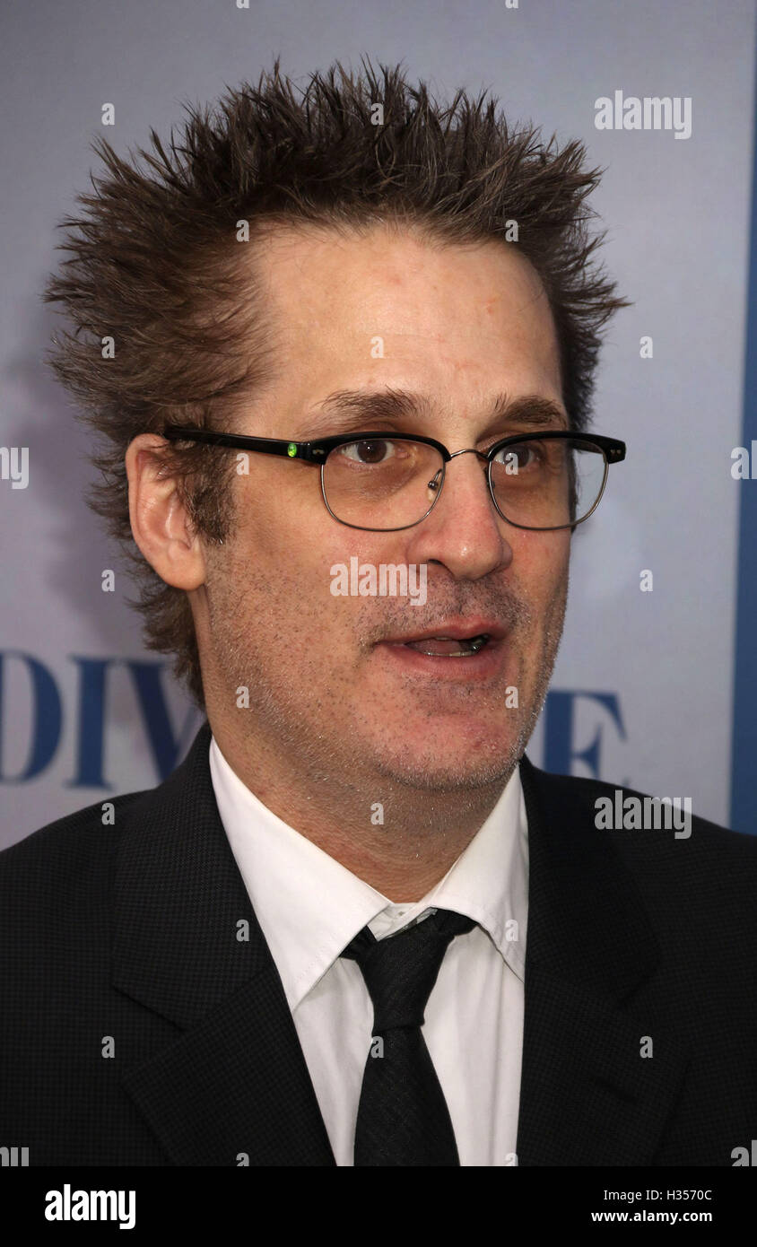 Phil Simms High Resolution Stock Photography and Images - Alamy