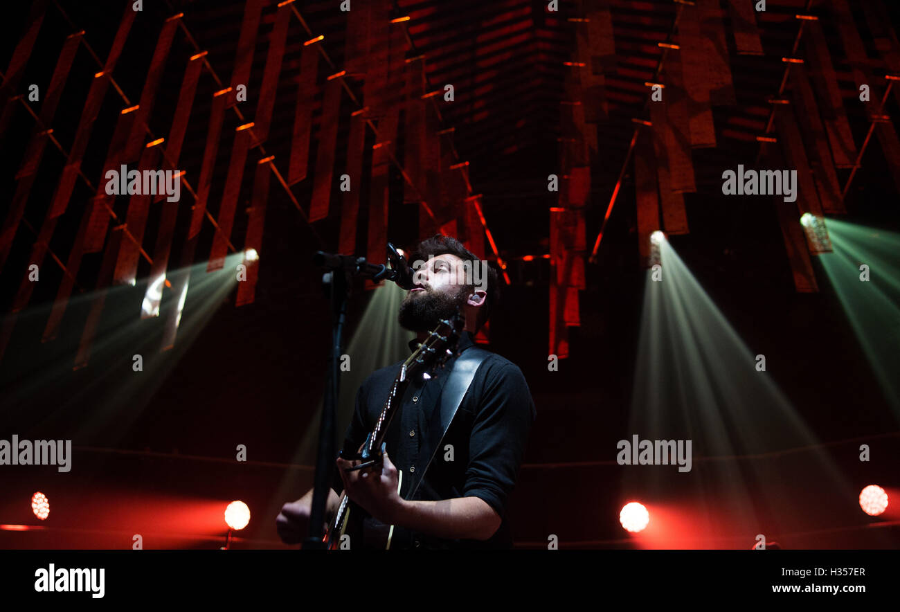 Passenger British Band