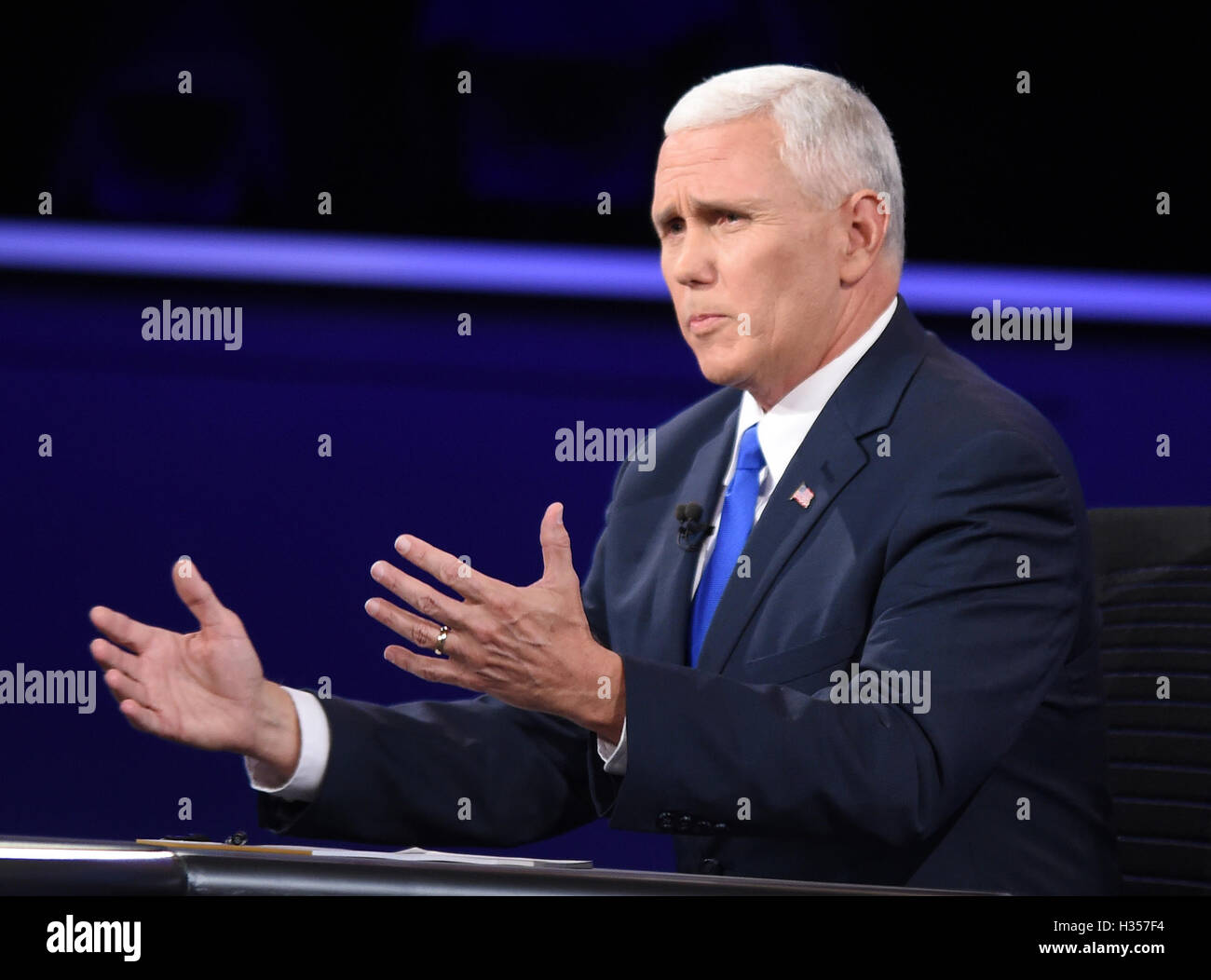 2016 united states vice presidential debate hi-res stock photography ...