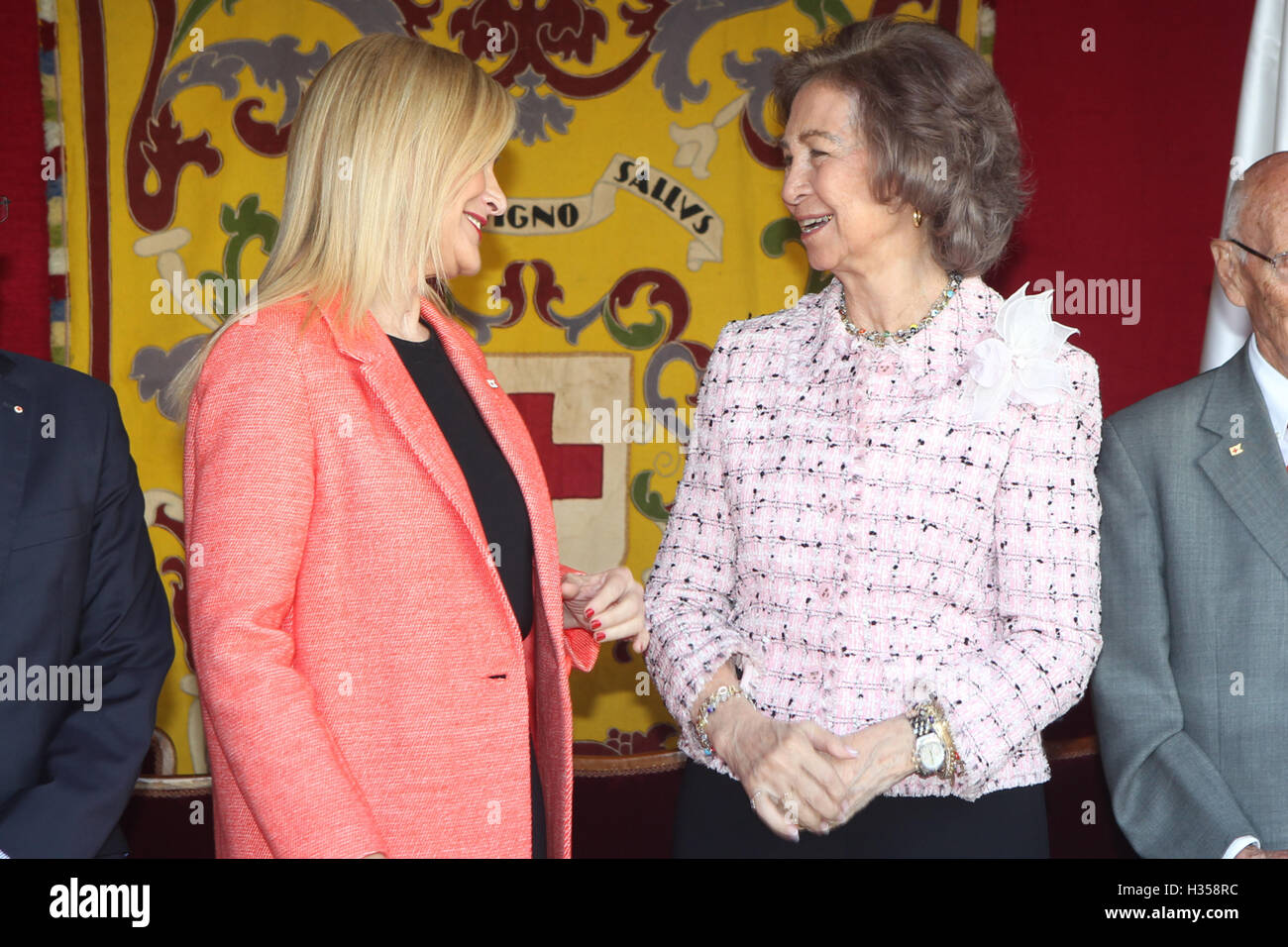 Madrid, Spain. 5th October, 2016. Queen Sofia of Spain on the day of ...