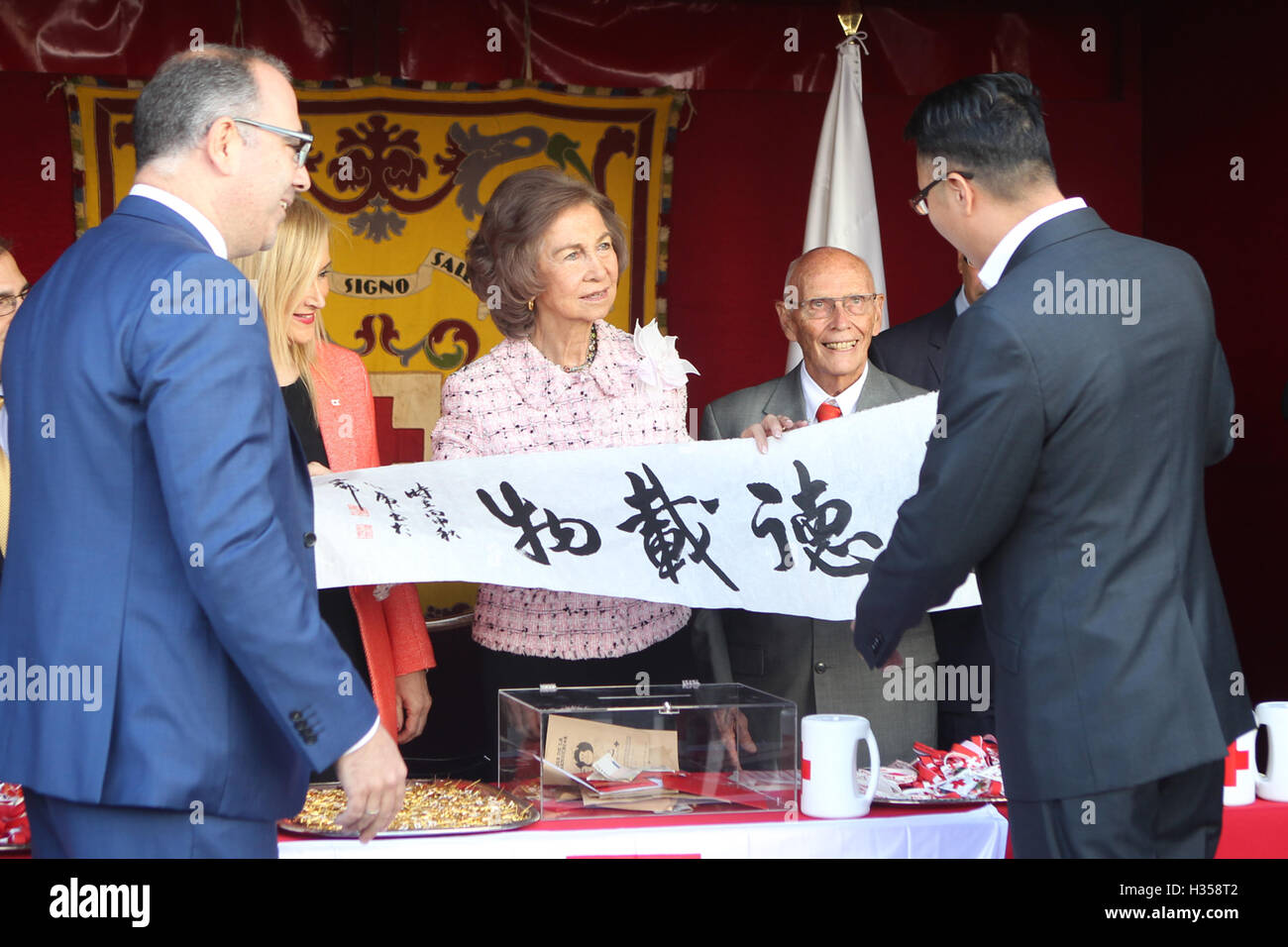 Madrid, Spain. 5th October, 2016. Queen Sofia of Spain on the day of ...
