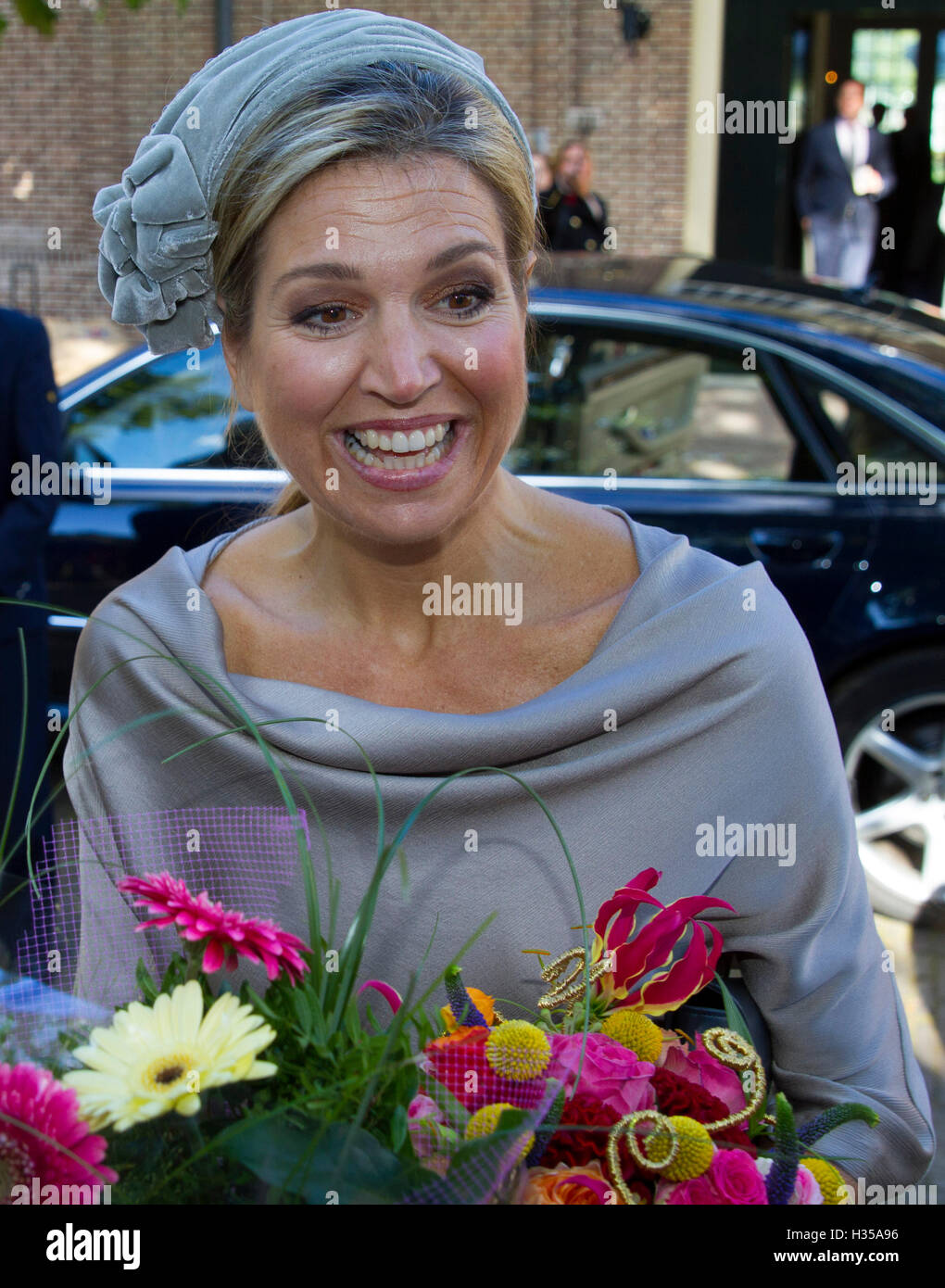 Apeldoorn, The Netherlands. 5th October, 2016. Queen Máxima opens at ...
