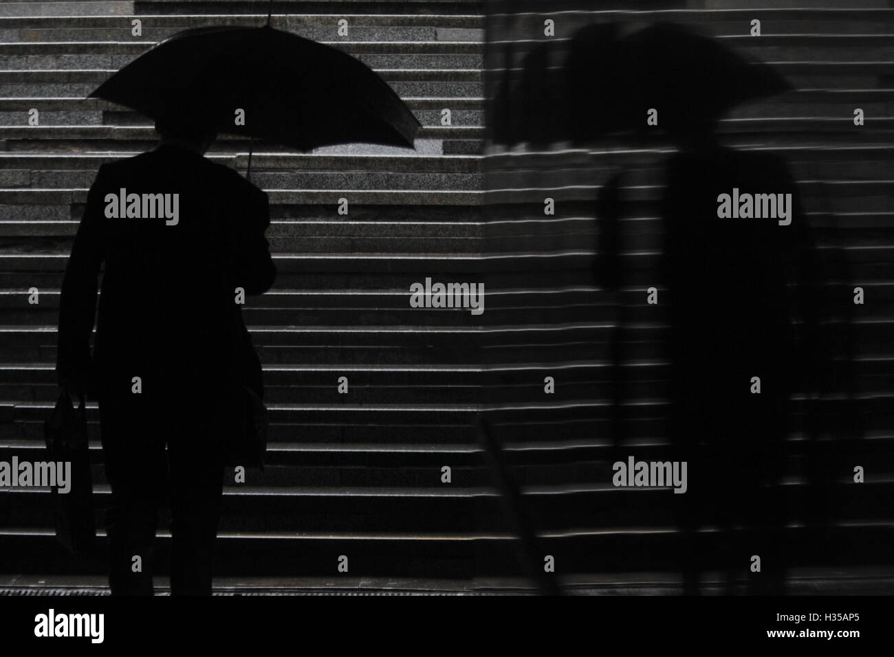 Kiev, Ukraine. 5th Oct, 2016. Rain weather in Kiev © Nazar Furyk/ZUMA ...