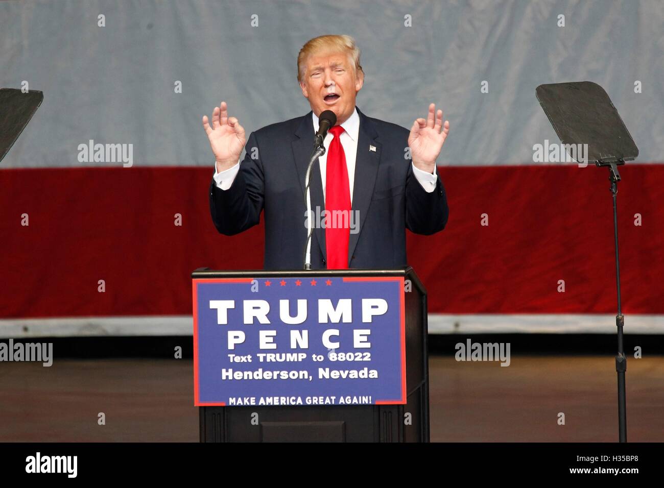 Donald trump rally in nevada hi-res stock photography and images - Alamy