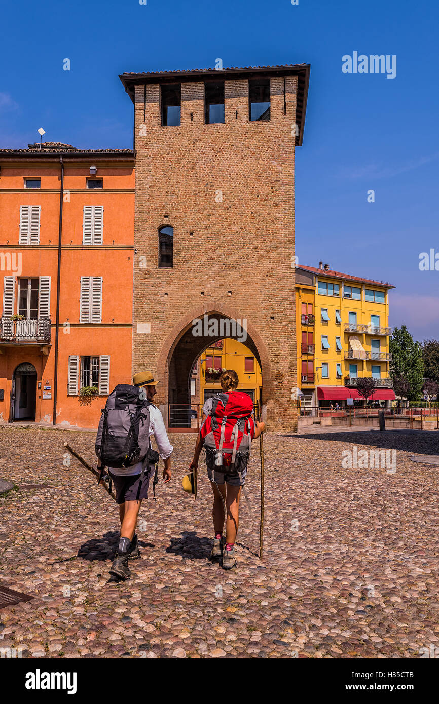 Medieval pilgrims hi-res stock photography and images - Alamy