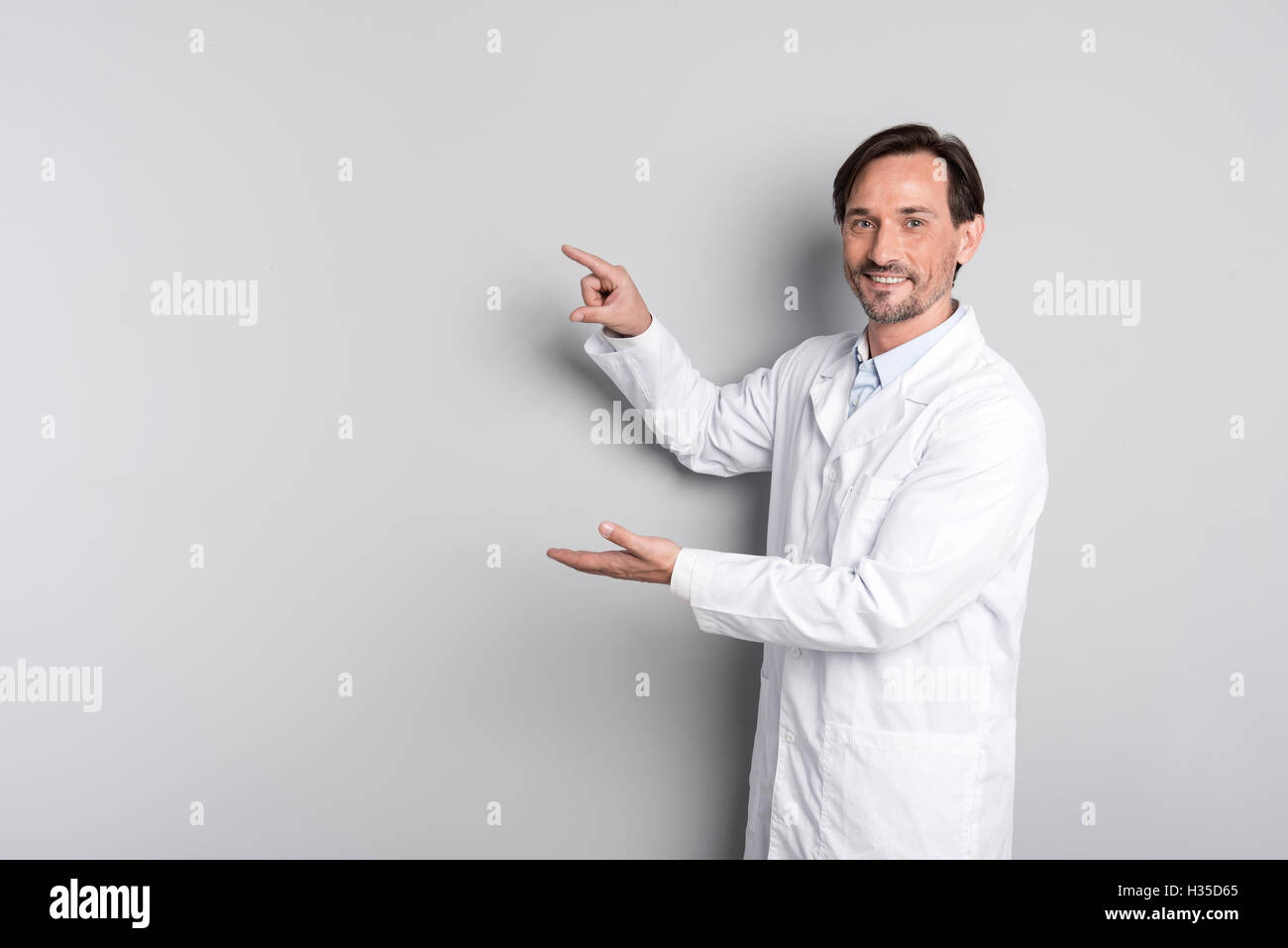 Doctor point hi-res stock photography and images - Alamy