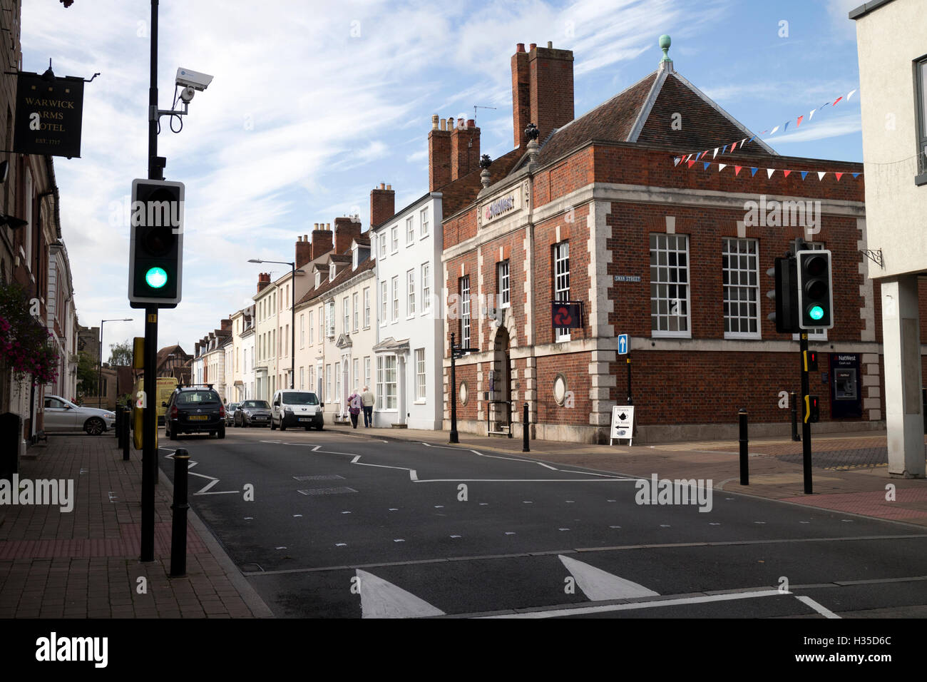 Warwick high street hi-res stock photography and images - Alamy