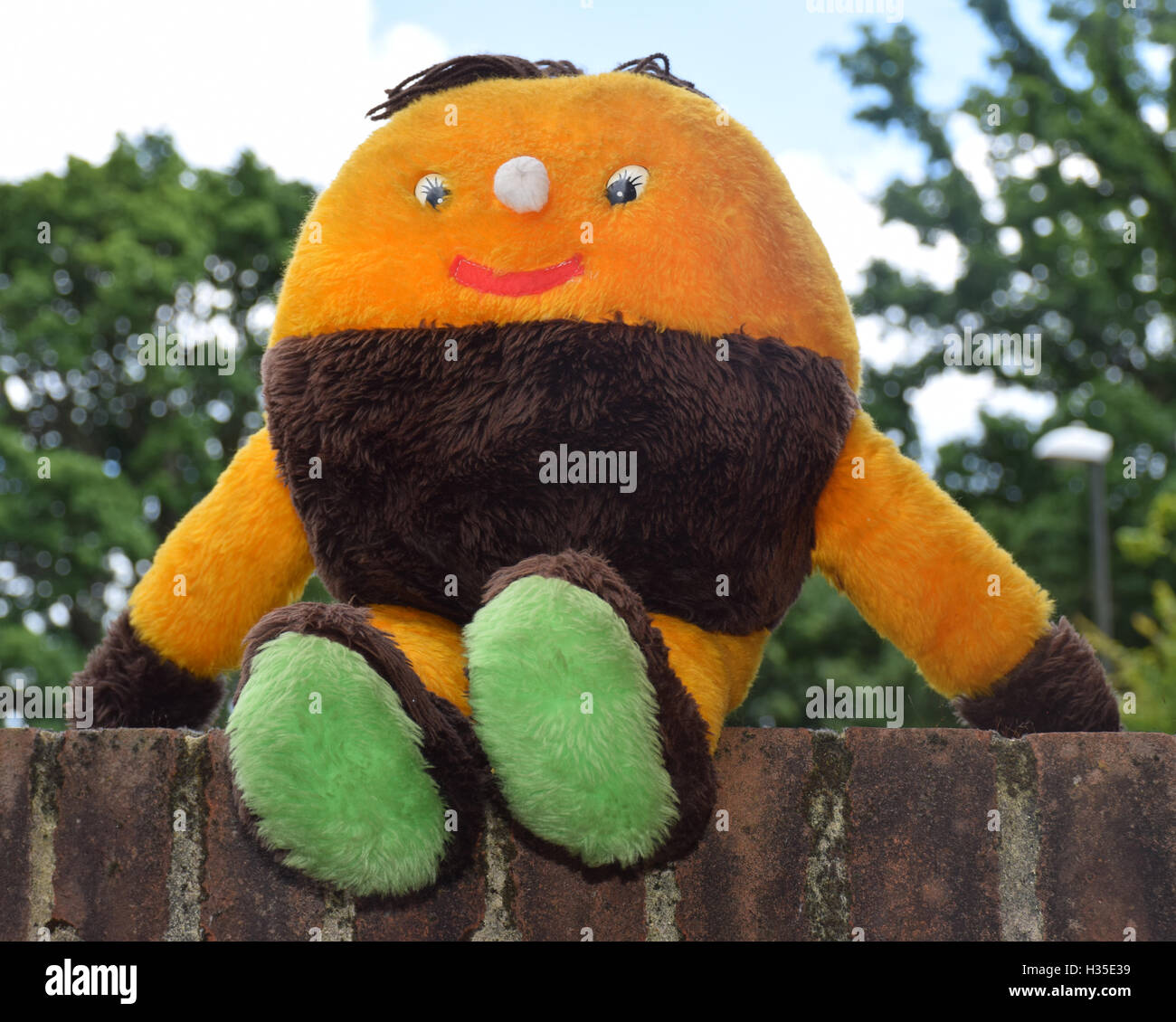 Gonk hi-res stock photography and images - Alamy