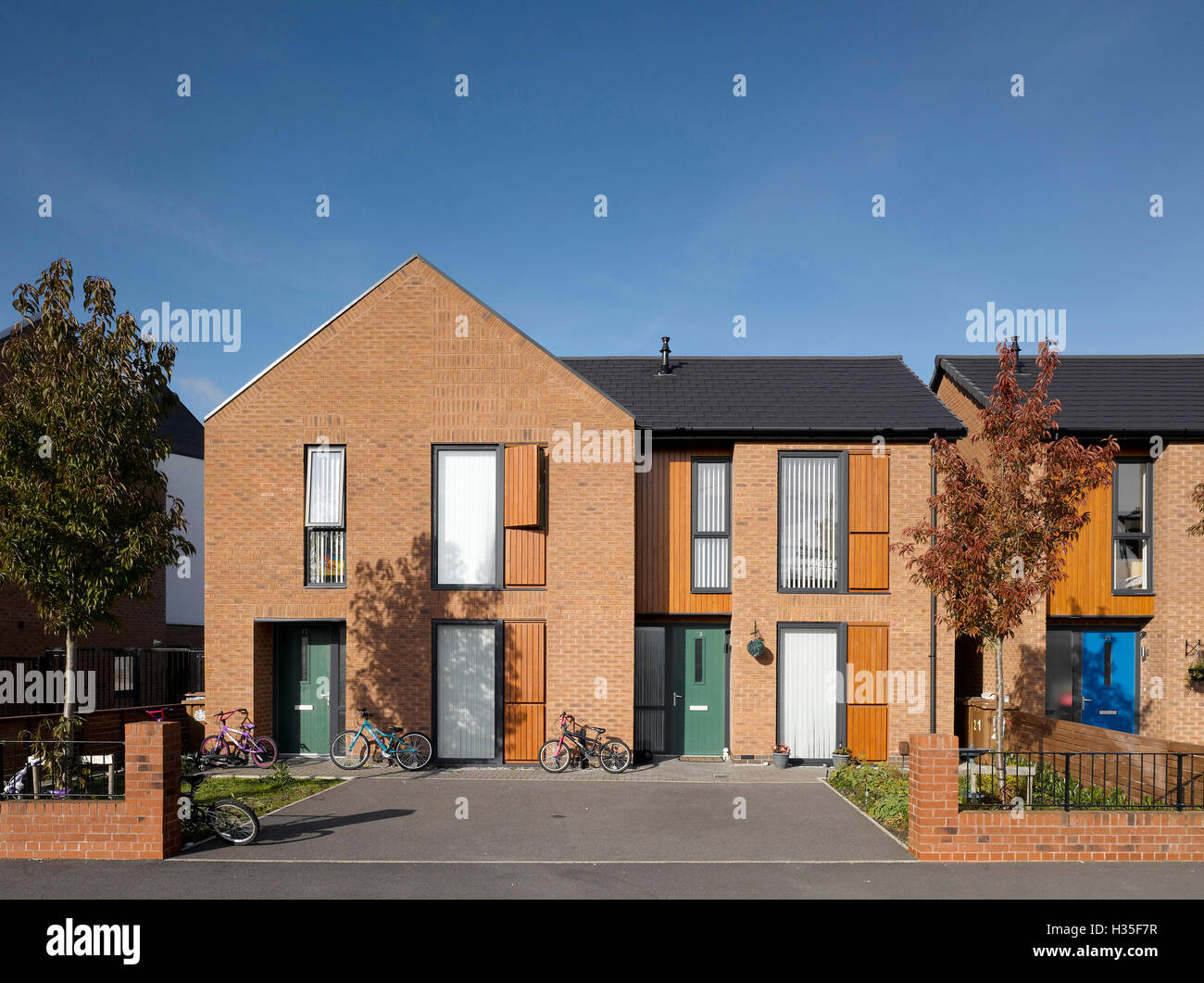 Housing development in Warburton Hey, Merseyside, UK. External view of ...