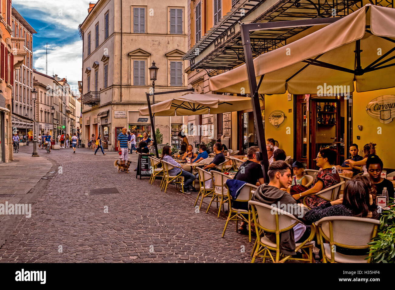 Historic people hi-res stock photography and images - Alamy