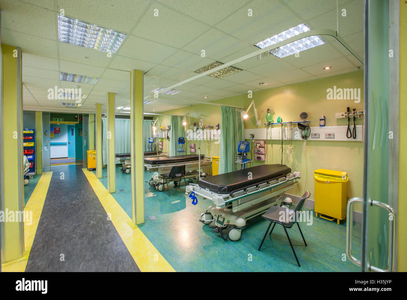 Hospital Accident and Emergency Treatment area on a TV film set Stock ...
