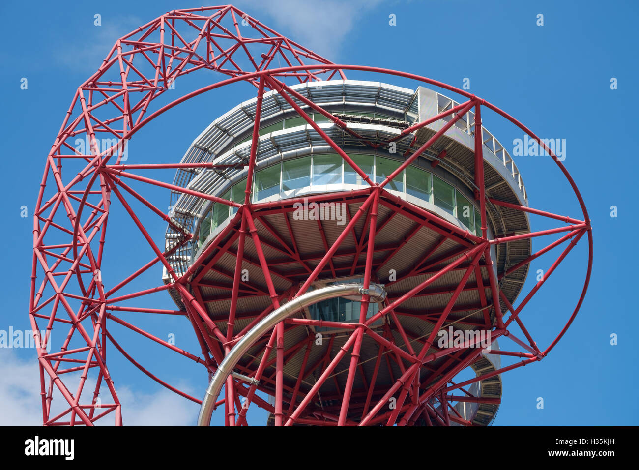 Closeup of the viewing deck at the ArcelorMittal Orbit, Olympic Park ...