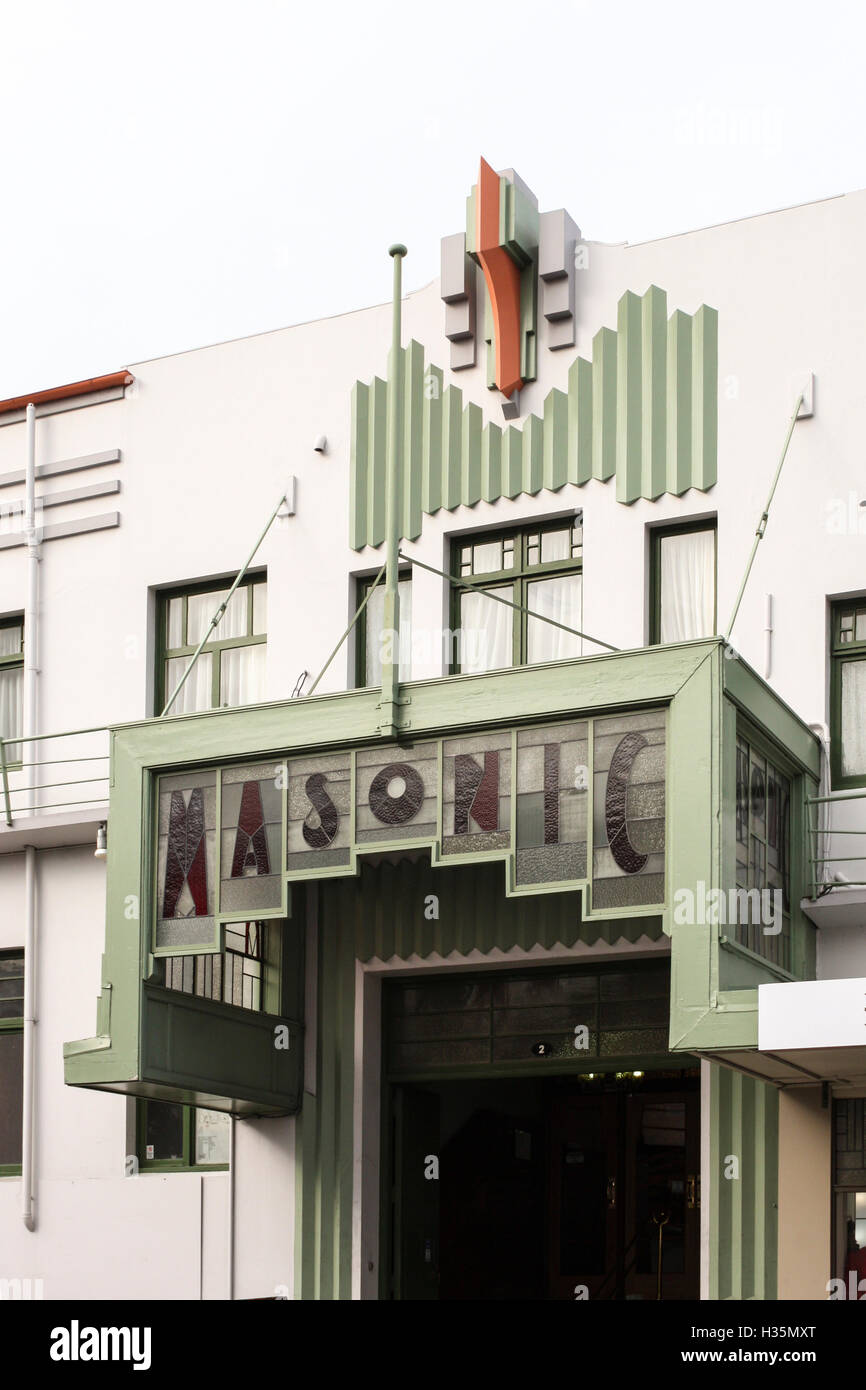 Art deco exterior canopy hi-res stock photography and images - Alamy