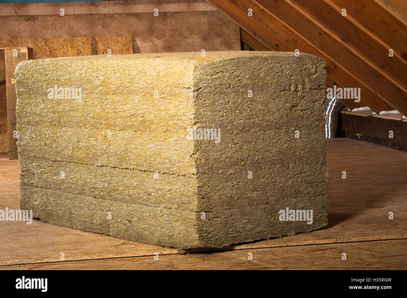 Insulation cotton hi-res stock photography and images - Alamy