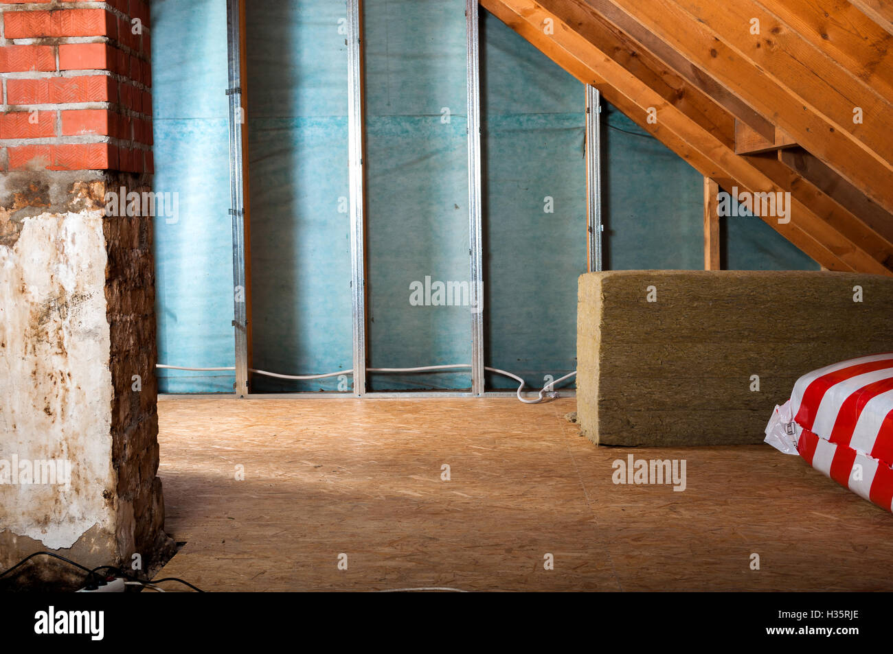 Rockwool diy hi-res stock photography and images - Alamy