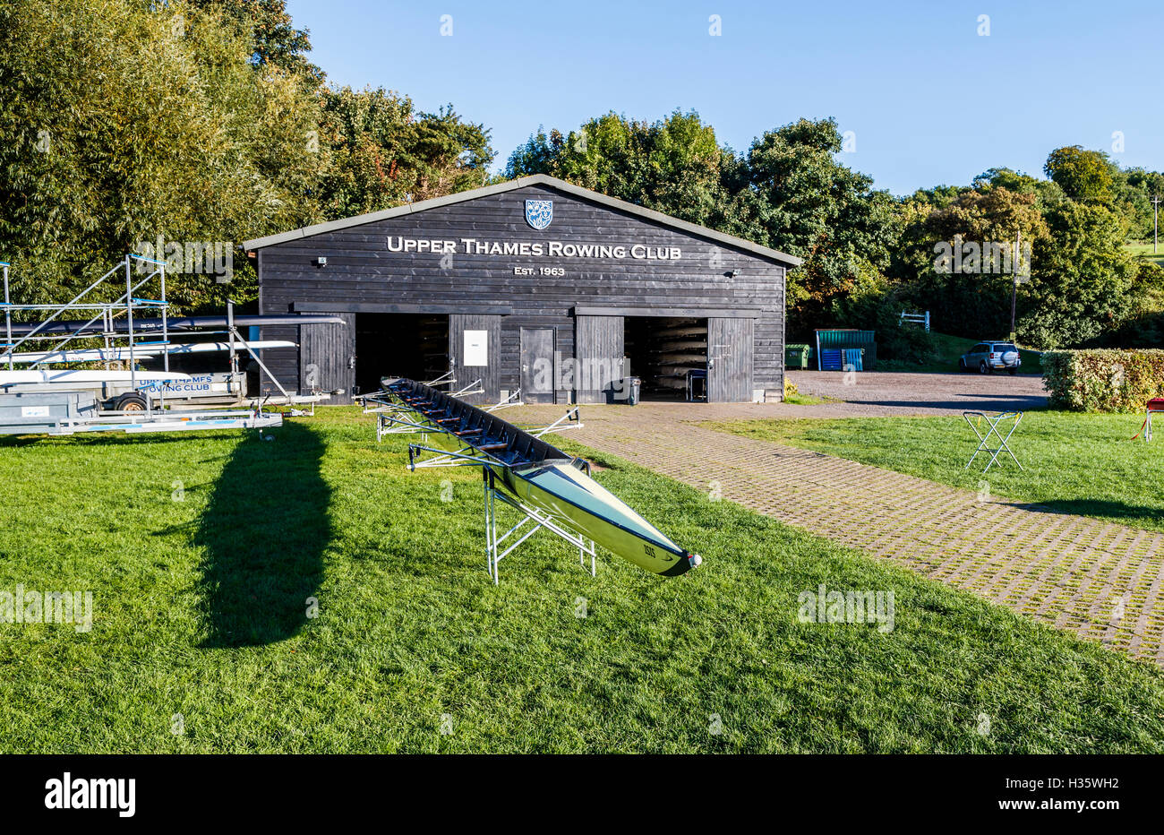 Thames Rowing Club High Resolution Stock Photography and Images - Alamy