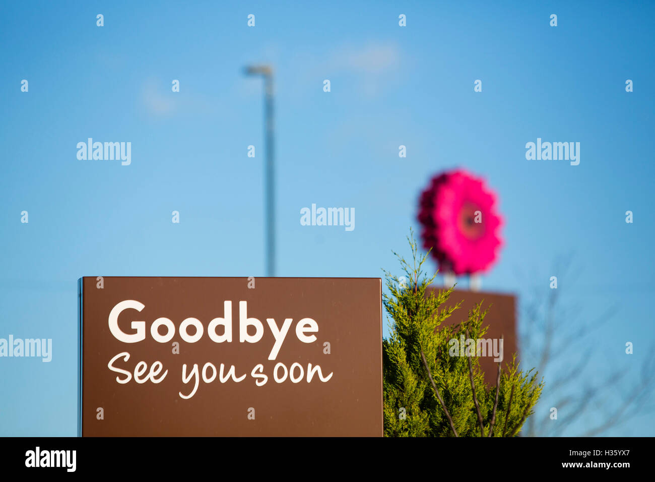Goodbye Sign Stock Photos & Goodbye Sign Stock Images - Alamy