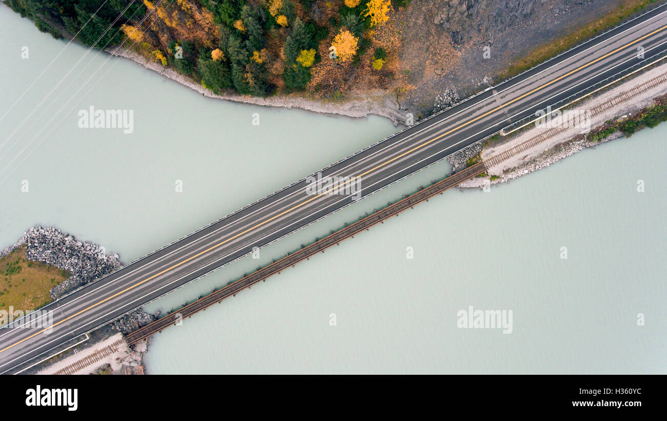 Rail rail road bridge hi-res stock photography and images - Alamy