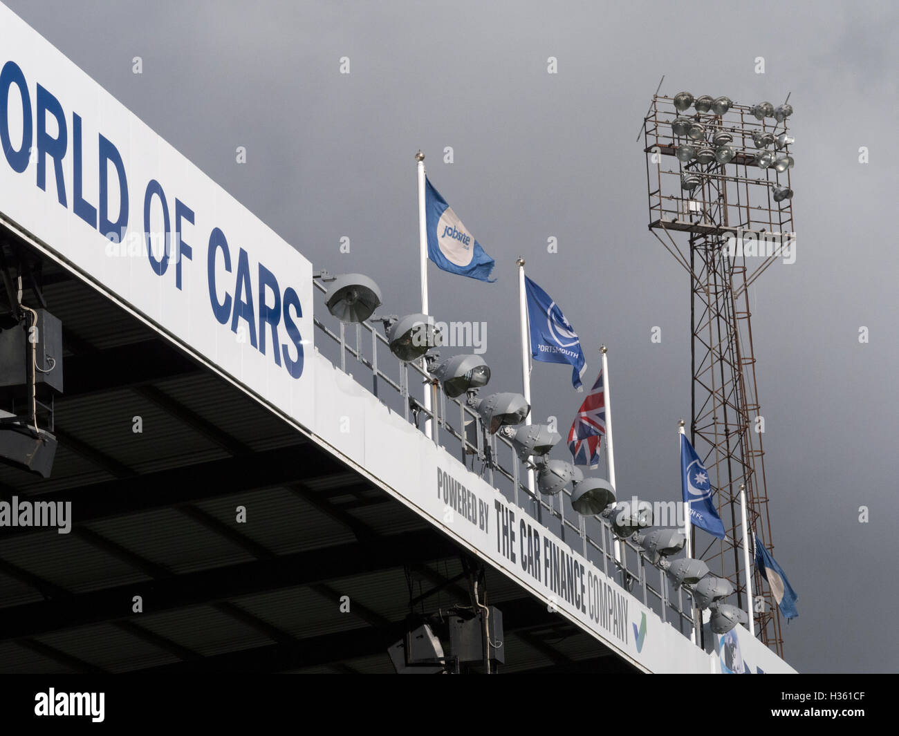 Flood light tower hi-res stock photography and images - Alamy