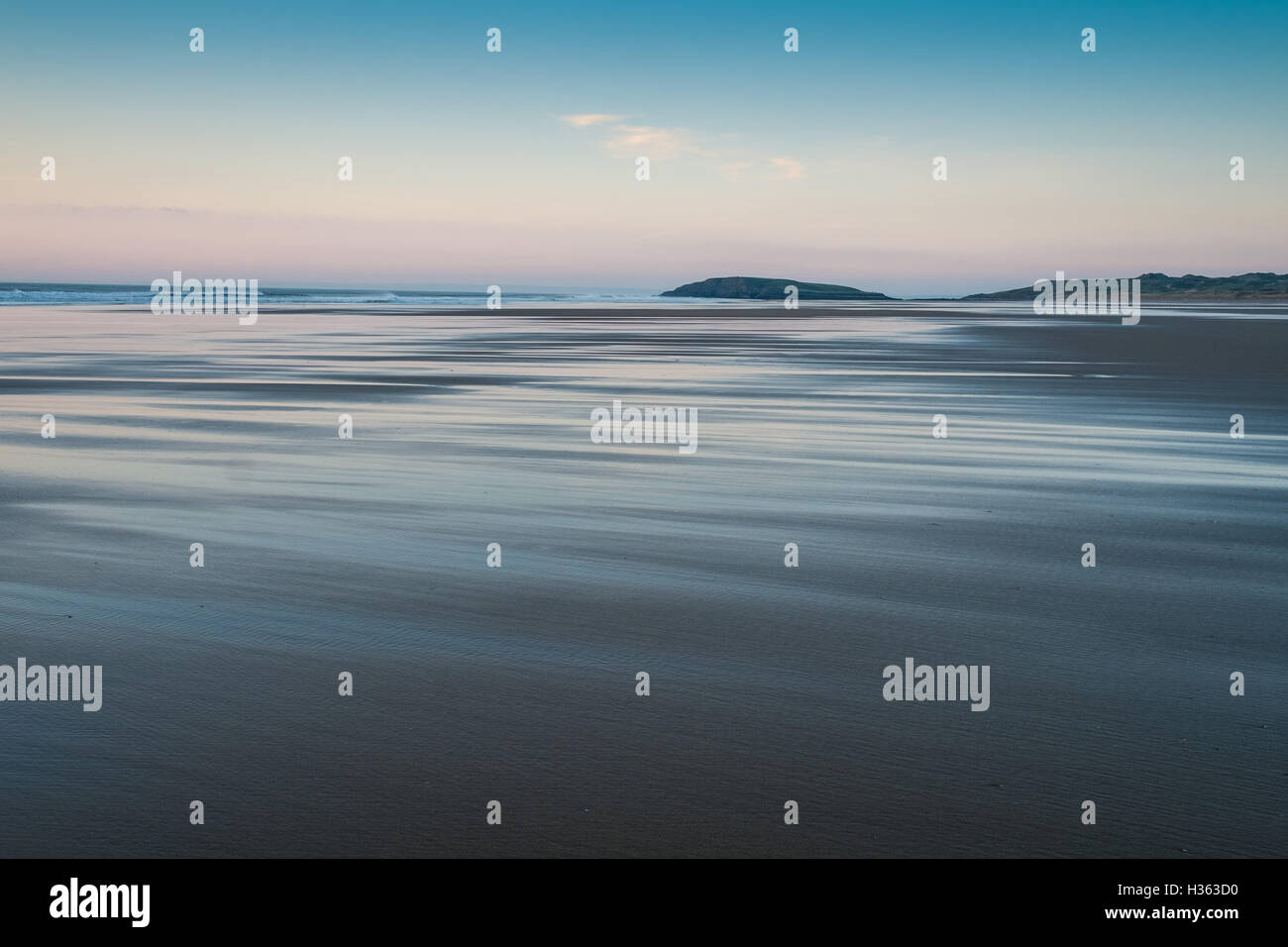 Llangennith beach wales hi-res stock photography and images - Alamy